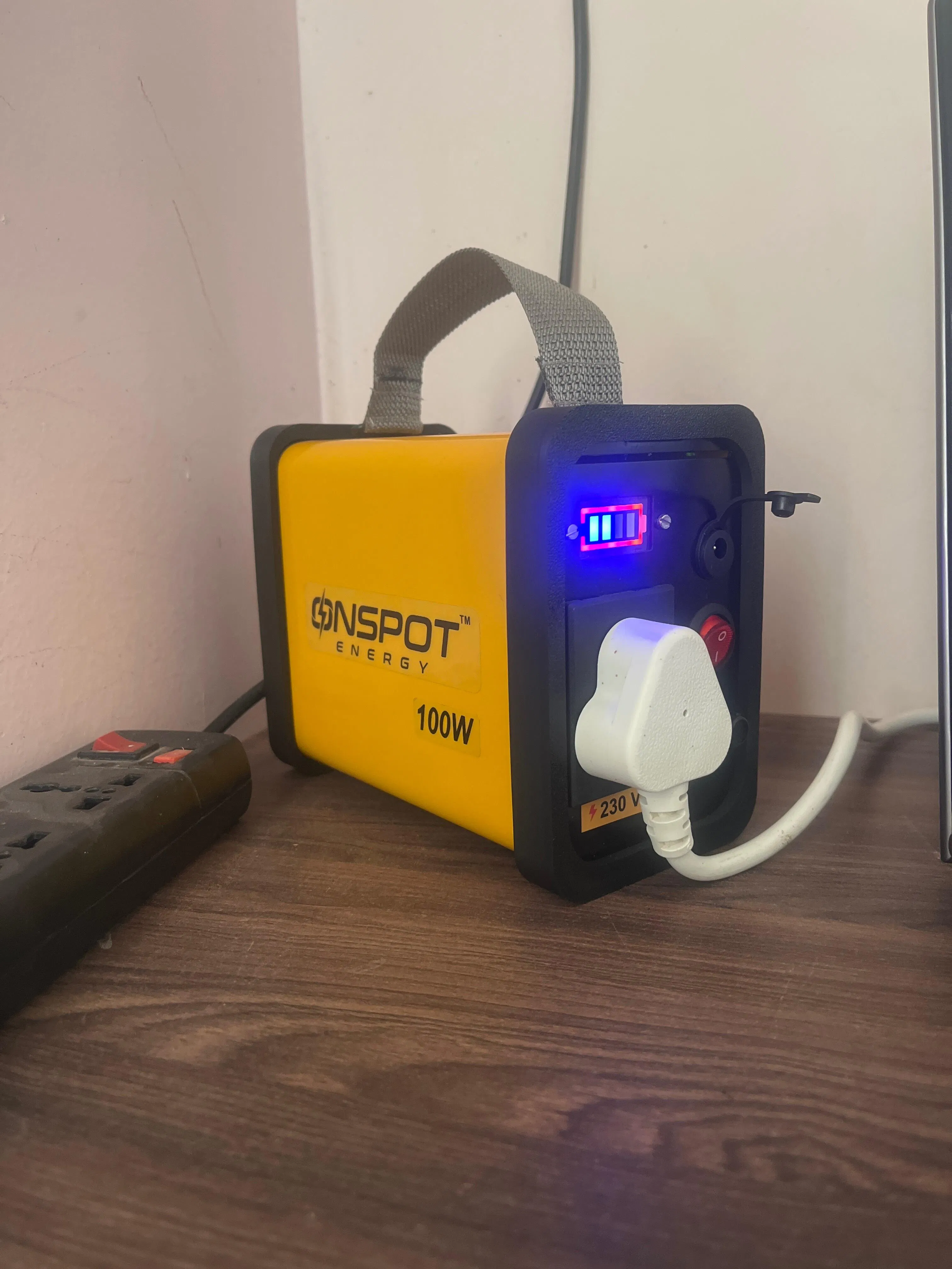 On Spot 100W Portable Power Station | Made in India Portable Inverter ...