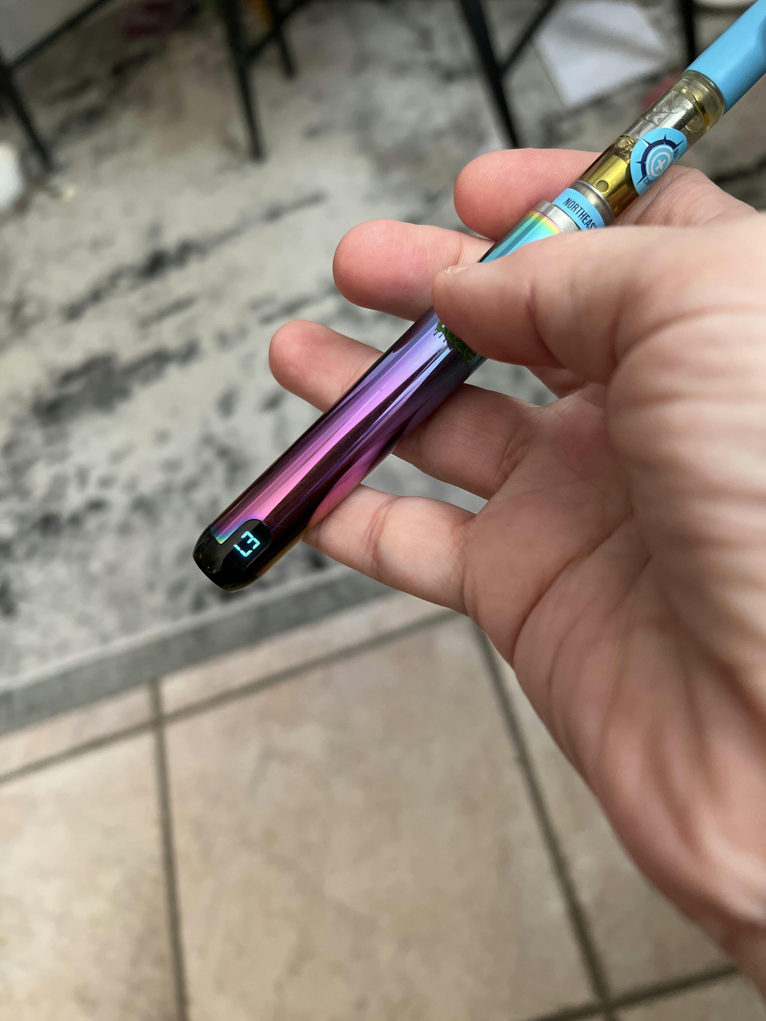 Smart Battery - 650mAh Rainbow Vape Pen | Ooze
