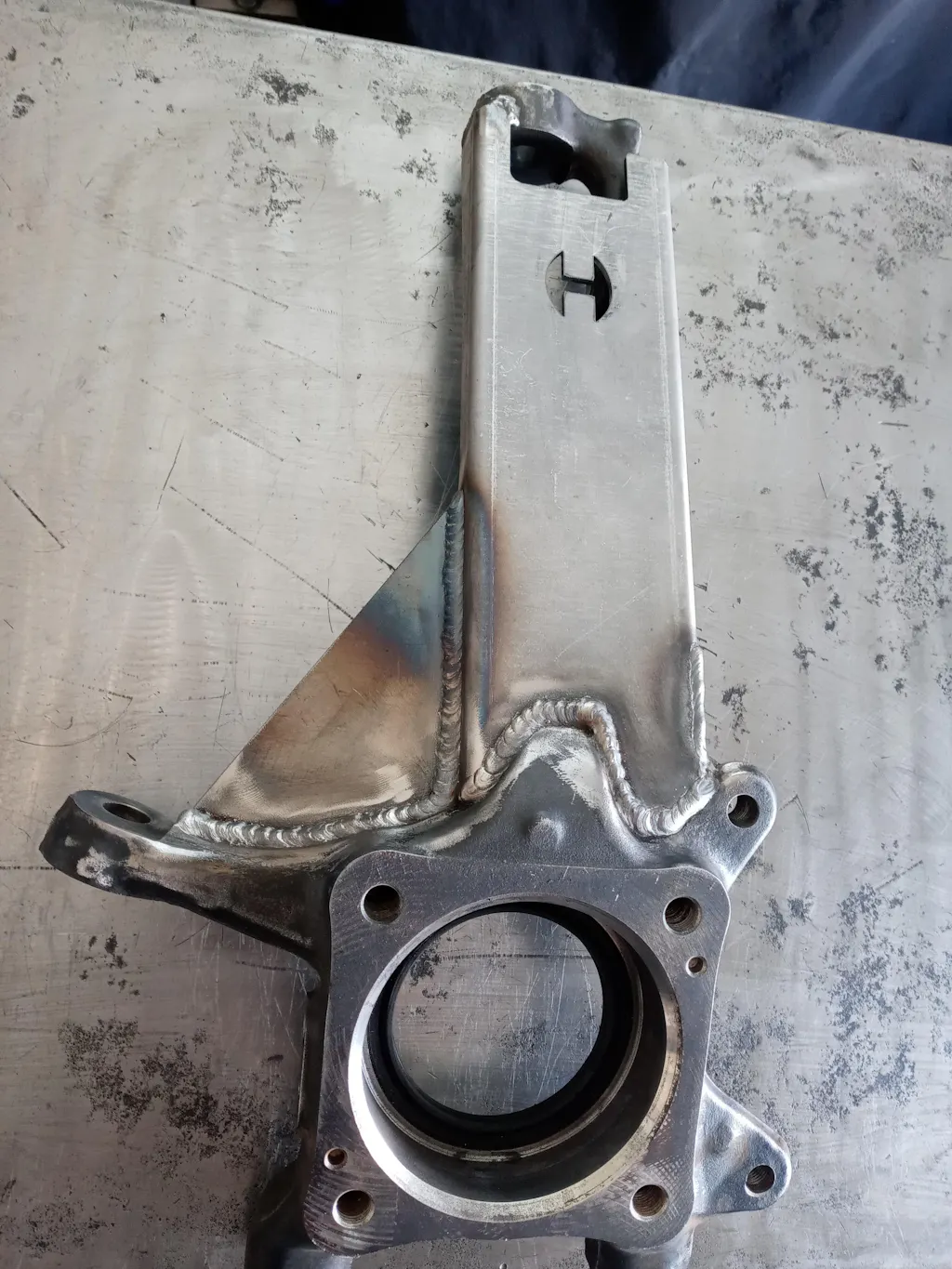 HFW Spindle Gussets (4th/5th Gen 4Runner, 2nd/3rd Gen Tacoma, GX, FJ ...