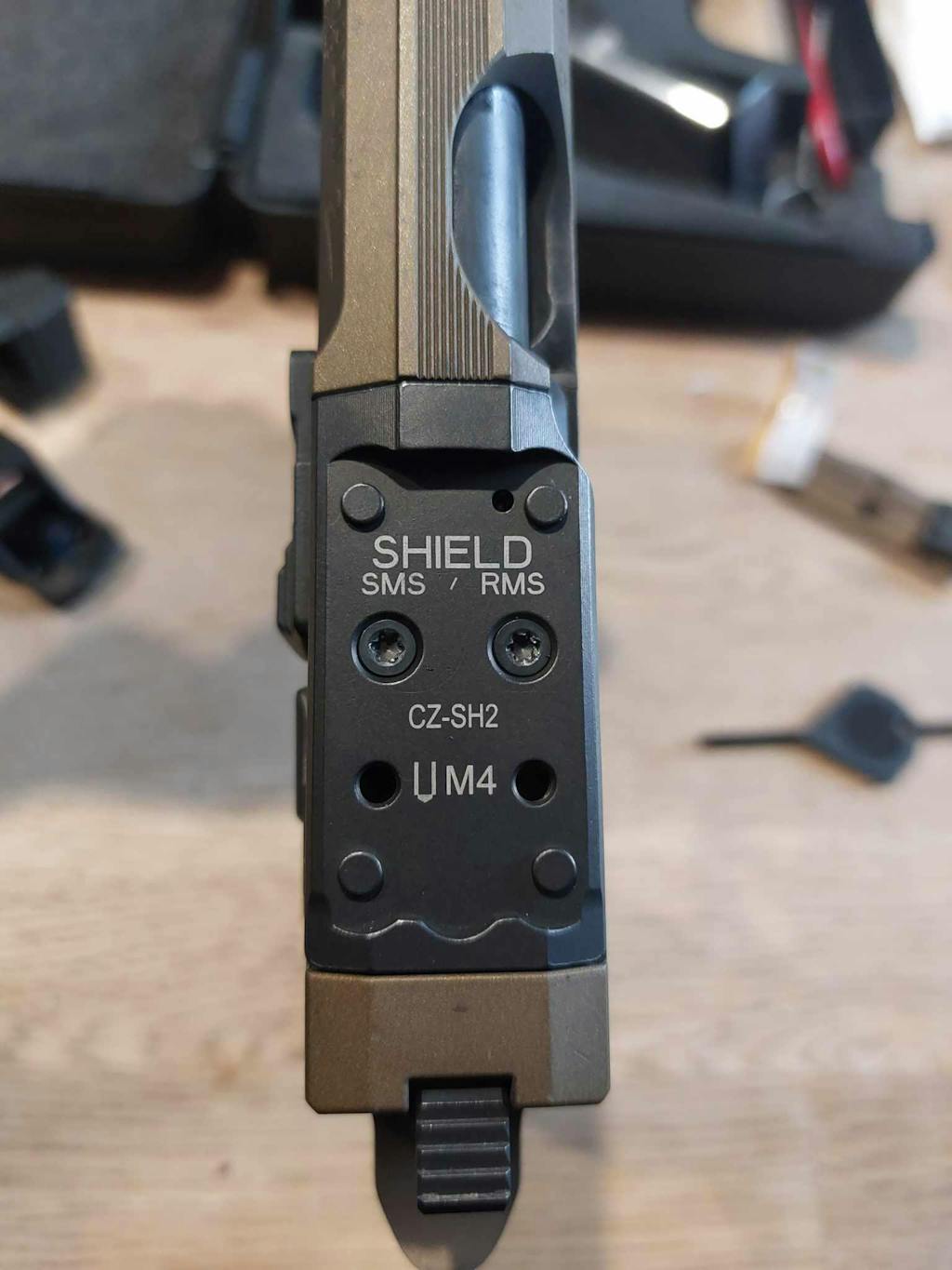 Red dots met Shield RMSc footprint – Optics Spot