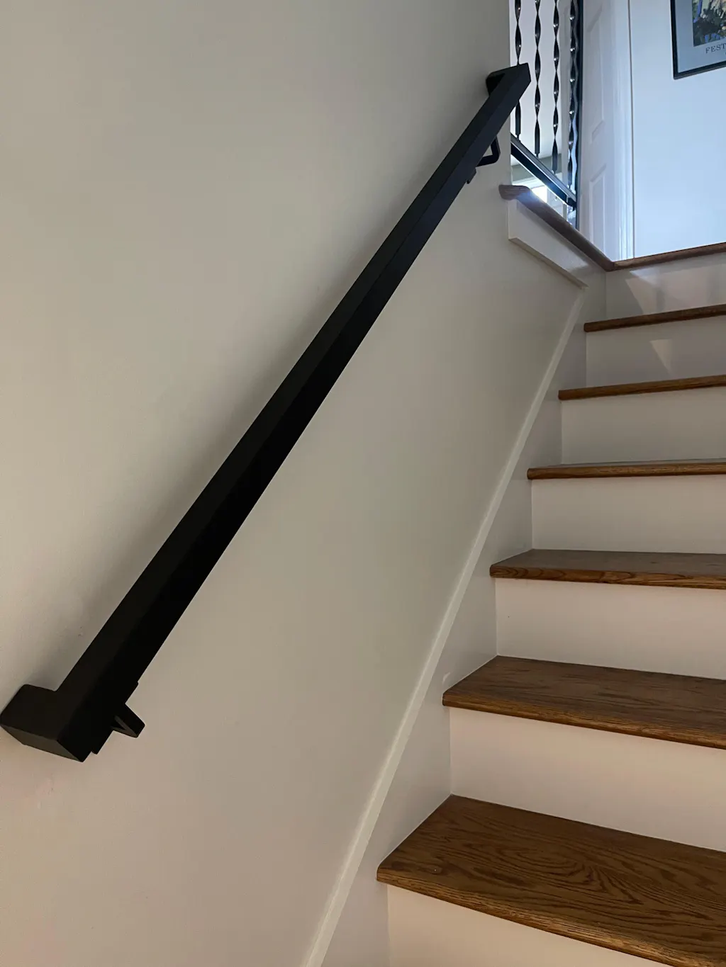 Modern 1.5"x1.5" Square, Black Metal Handrail For Stairs