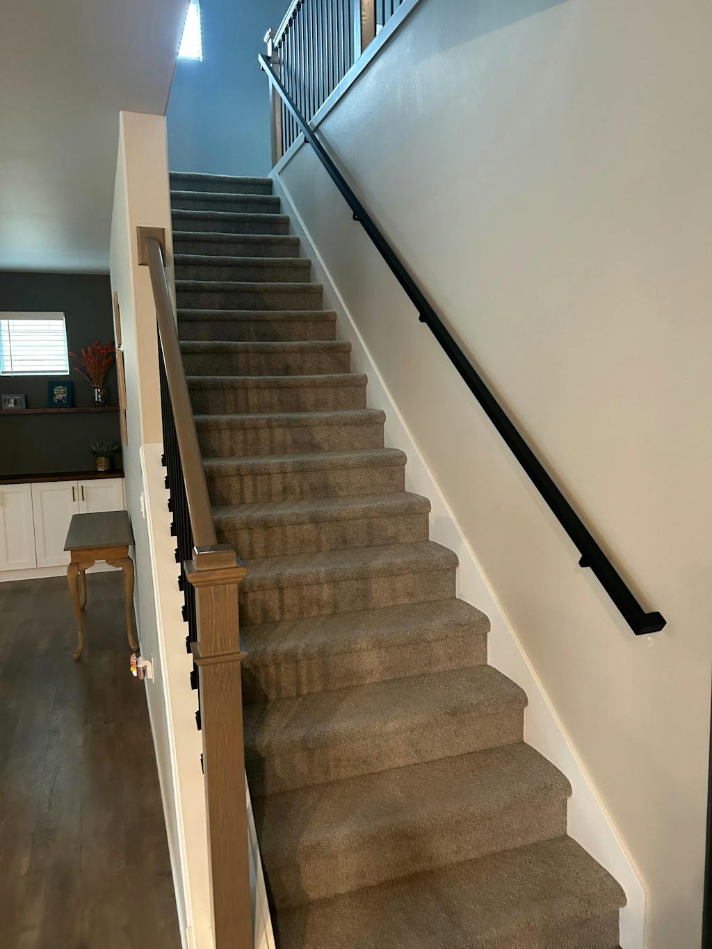Modern 1.5"x1.5" Square, Black Metal Handrail For Stairs