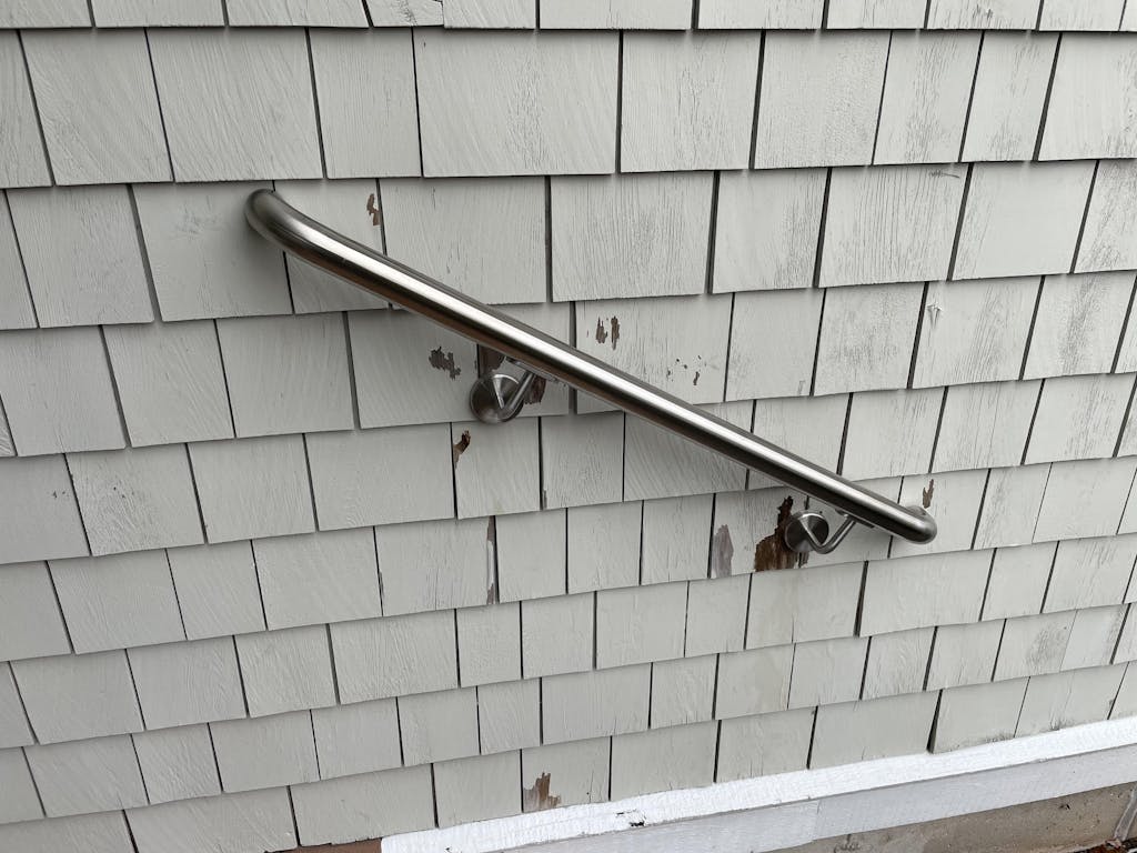 1.5" Round Stainless Steel Handrail - 1ft to 22ft