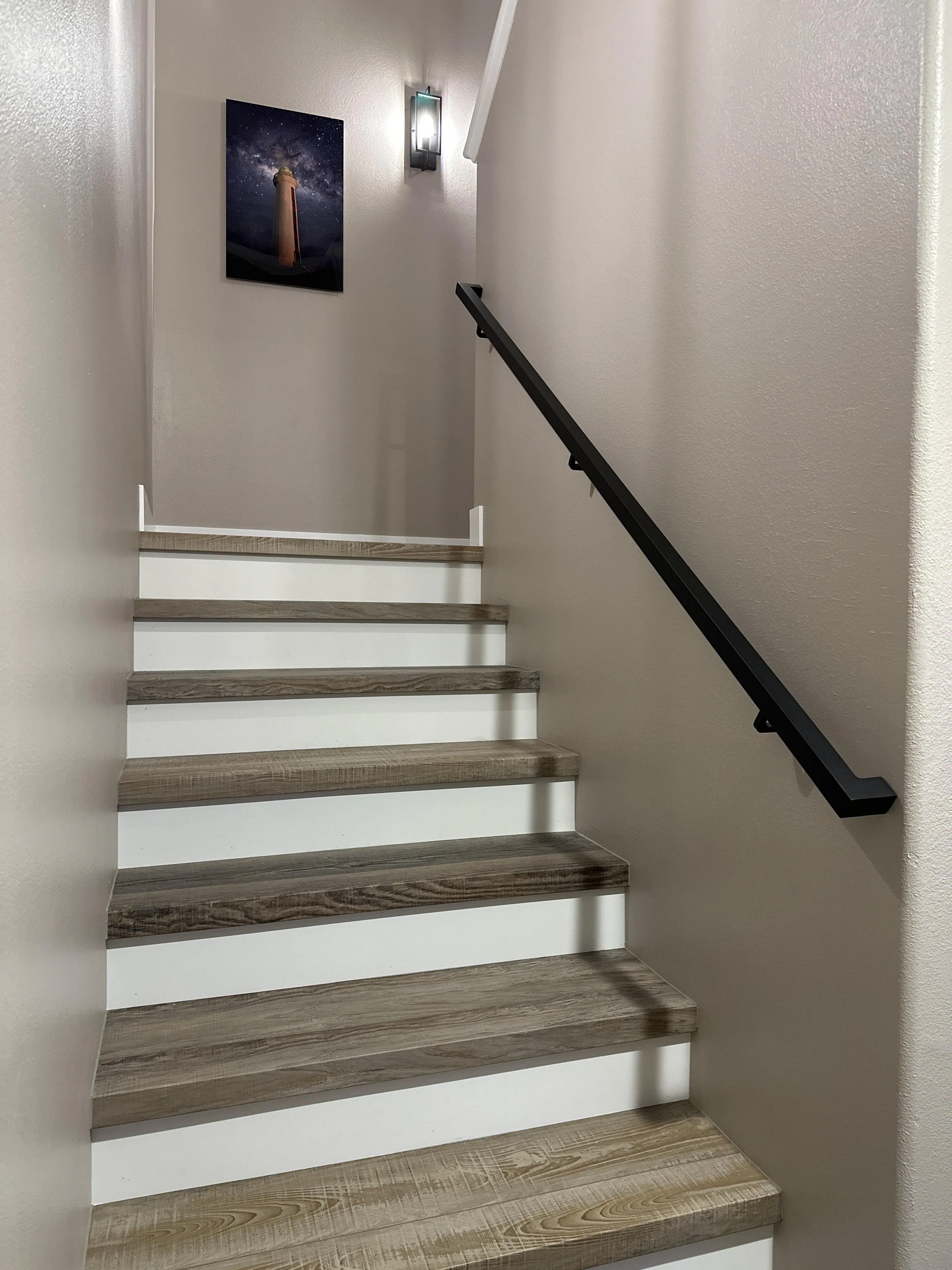 Modern 1.5"x1.5" Square, Black Metal Handrail For Stairs