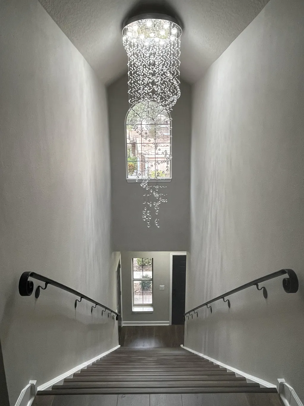 Hammered, Volute Wrought Iron Handrail - 1.5ft to 22ft