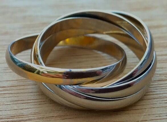 Interlocking Rings - Gold