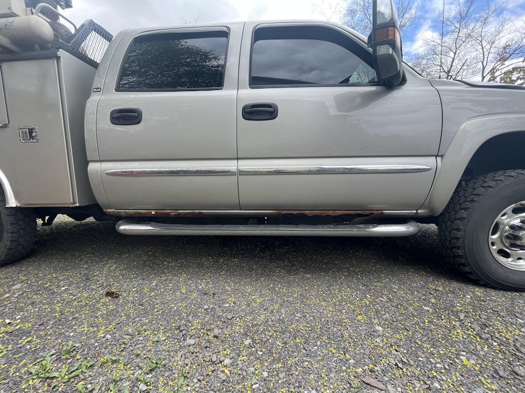 1999-2006 Silverado/Sierra Crew Cab, Slip On Rocker Panel + Cab Corner ...