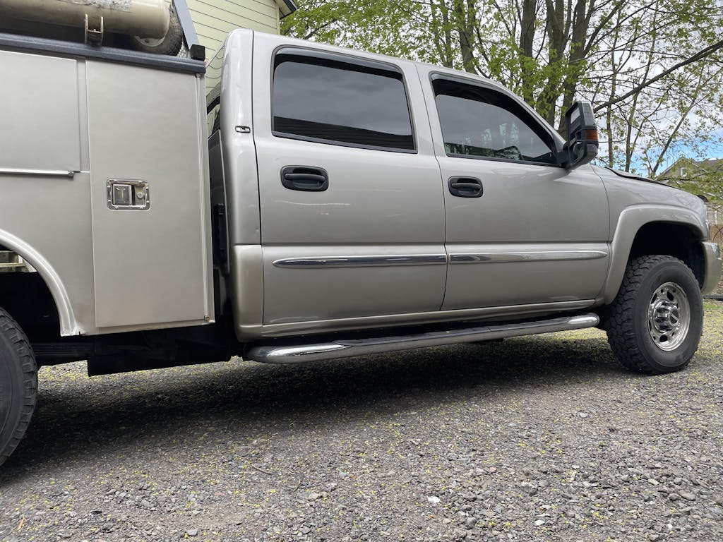1999-2006 Silverado/Sierra Crew Cab, Slip On Rocker Panel + Cab Corner ...