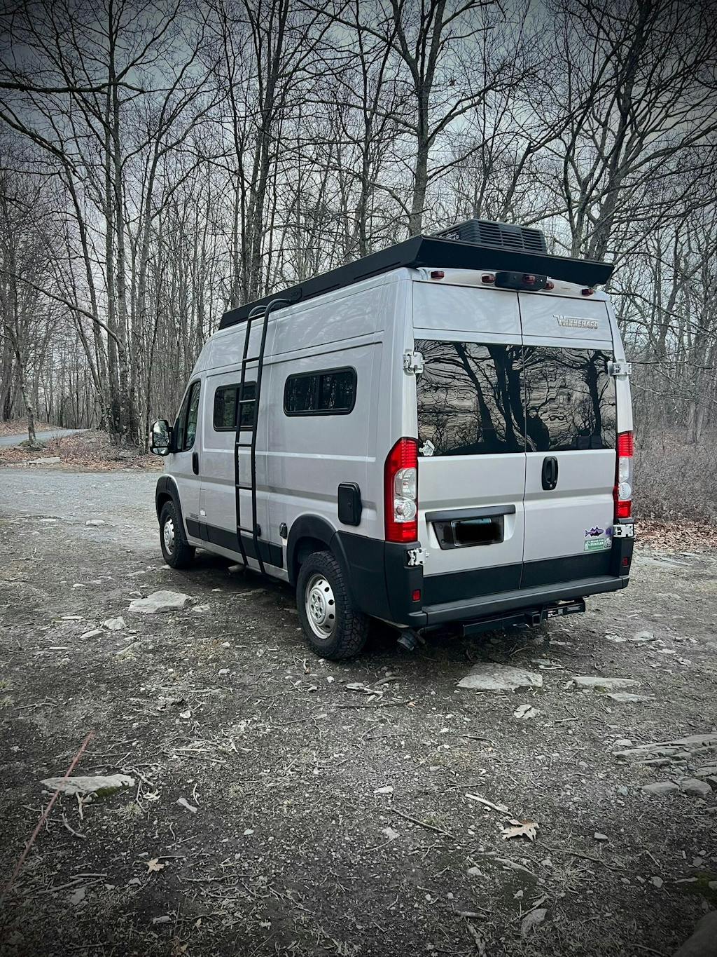Velit 2000R Rooftop Air Conditioner - Efficient Cooling for RVs & Vans ...