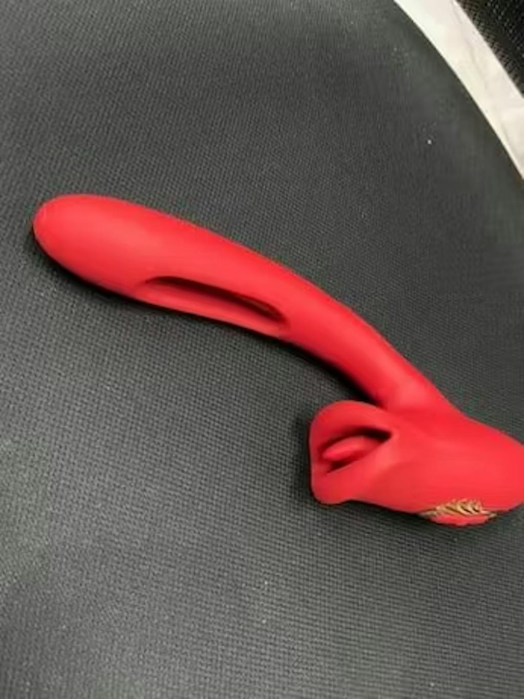 Flapping G Spot Vibrator with Vibrating & Kissing Tongue – Oronova.co.uk