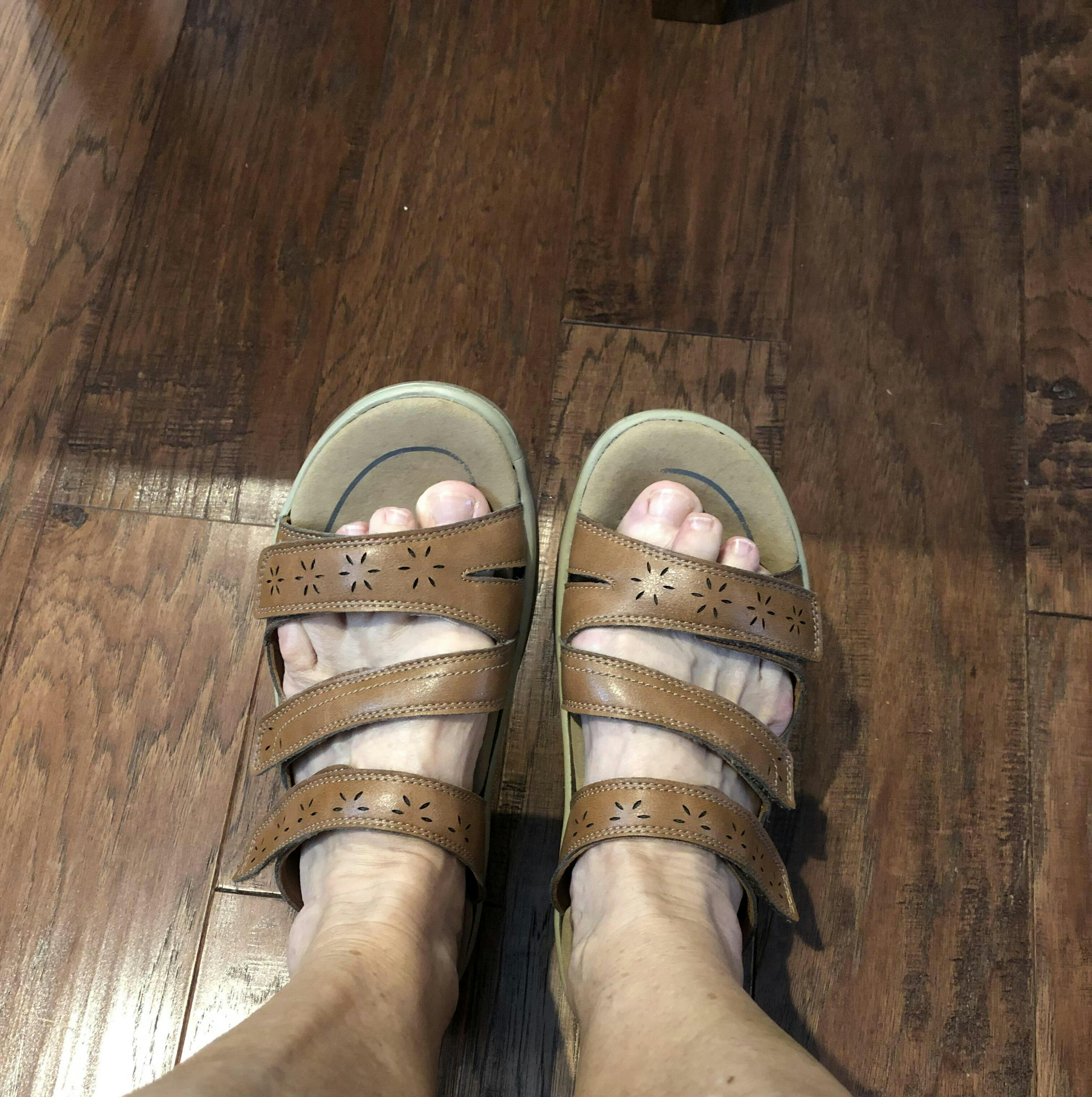 Women's Arch Support Slide Orthotic Sandals | Orthofeet Sahara Gray ...