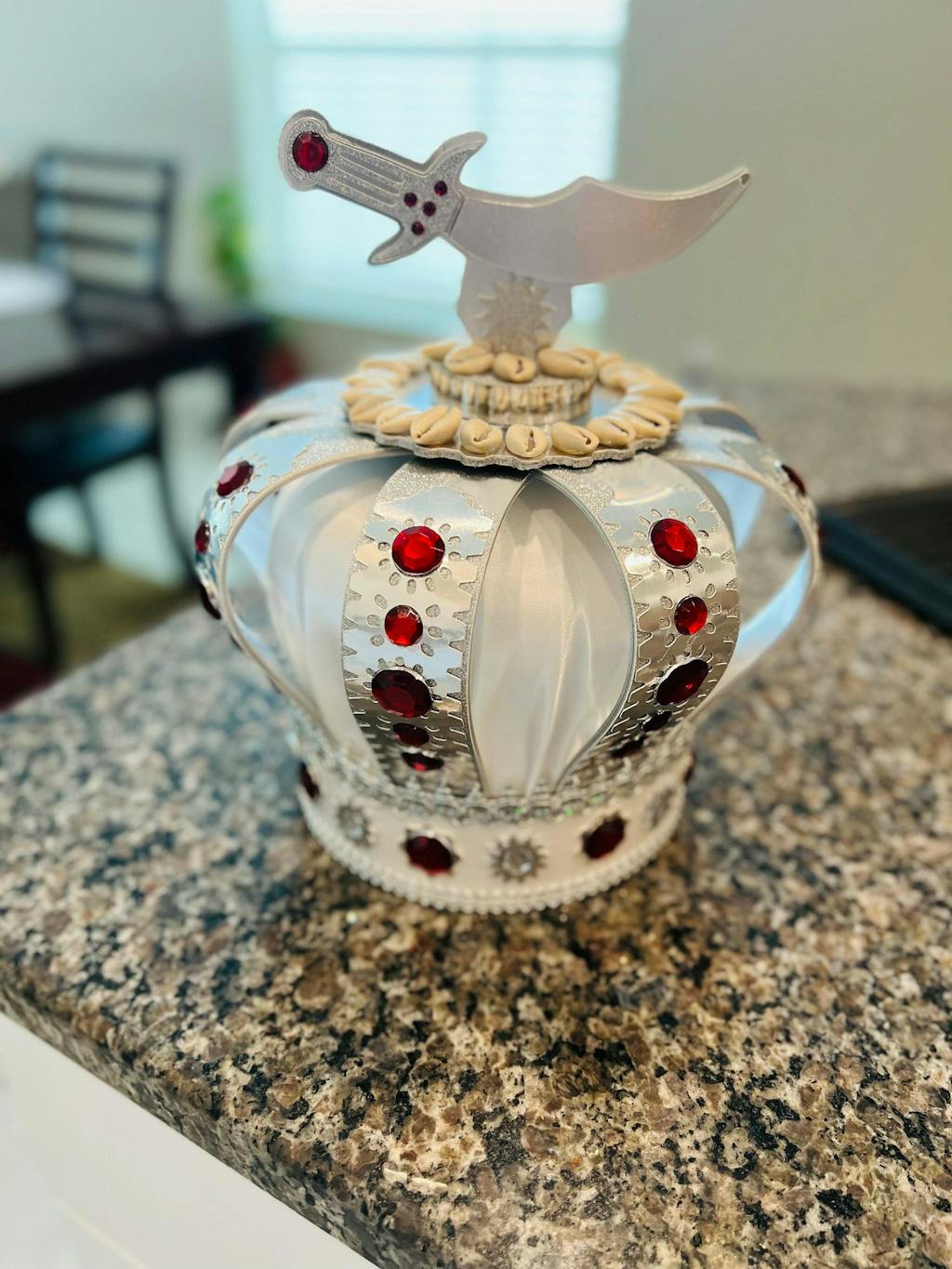 Obatala Ayaguna White and Red Handmade Crown – Osha Designs