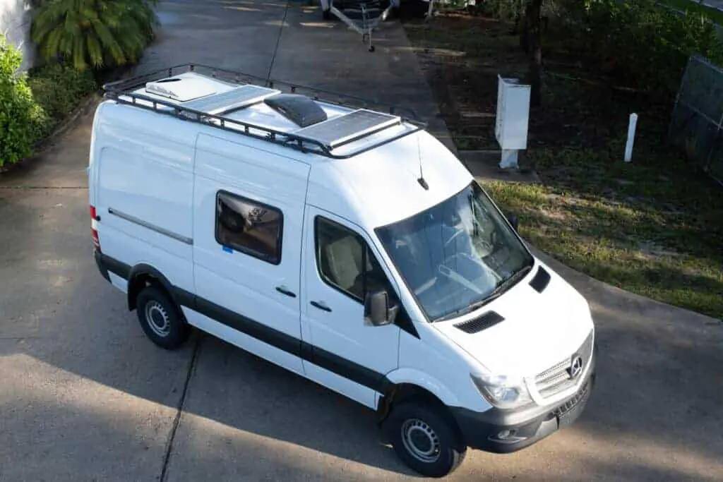 RV Air Conditioner, 12V 10000 BTU Top Mounted Heating and Cooling Park ...