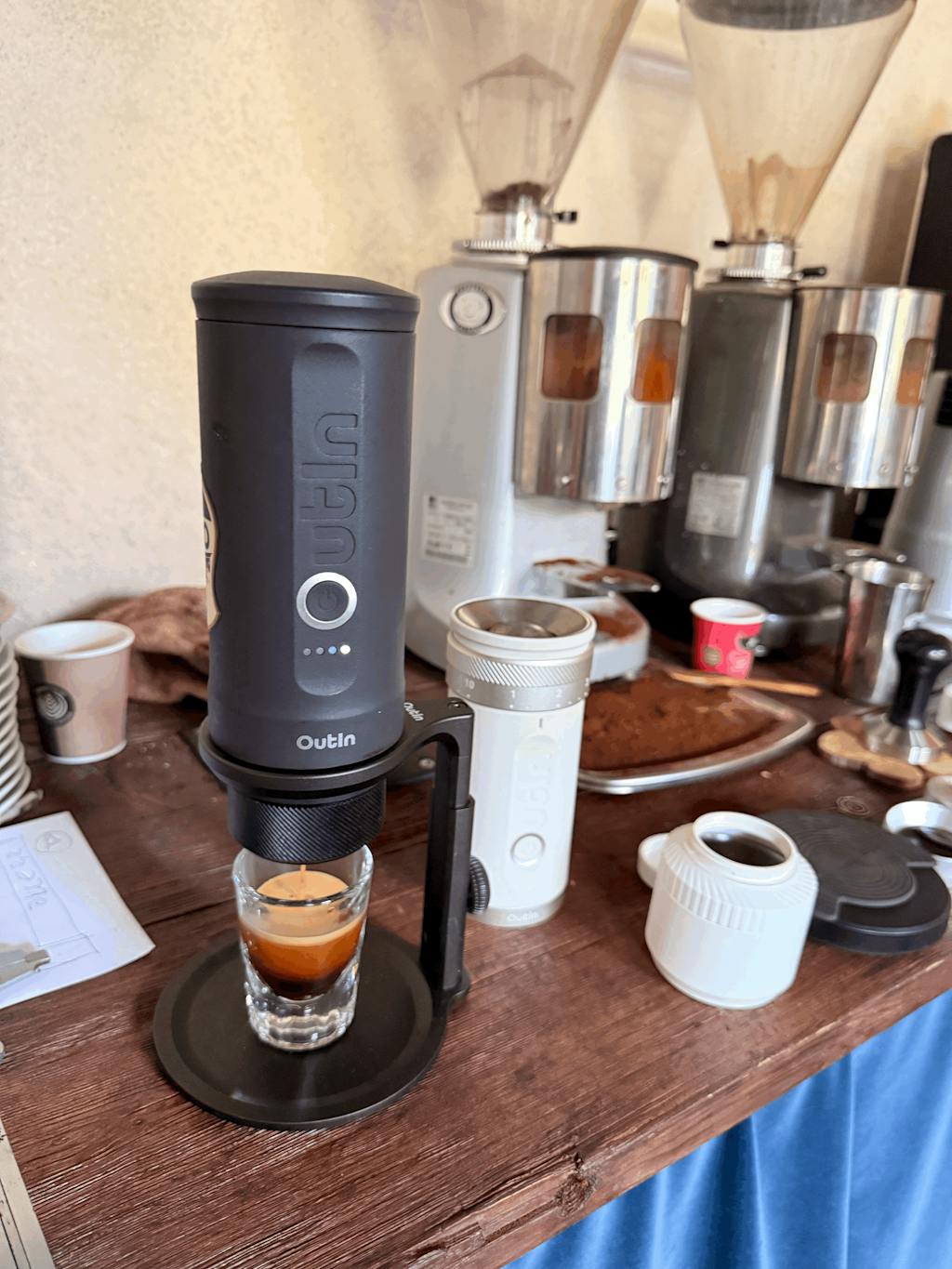 OutIn Fino Electric Coffee Grinder | Portable Espresso Grinder