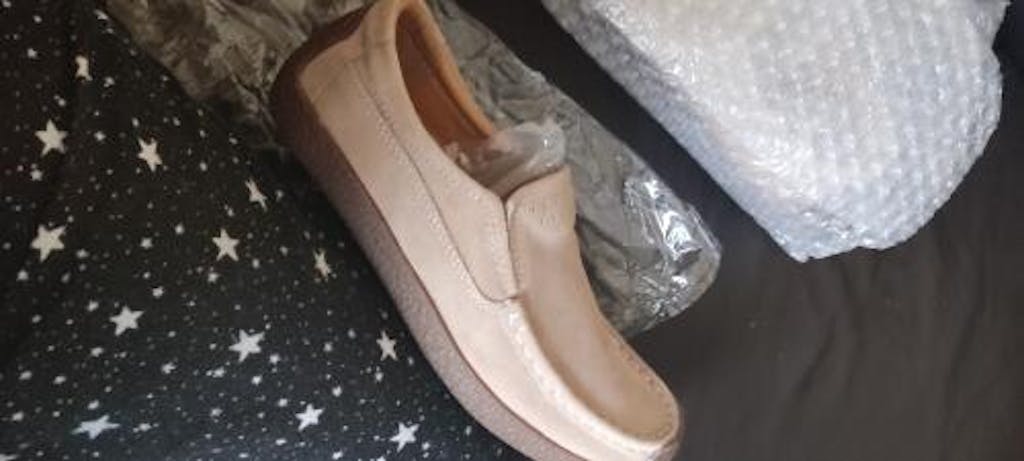 Owlkay Stylish Casual Sports Flat Bean Snail Shoes: Your Ultimate Comf