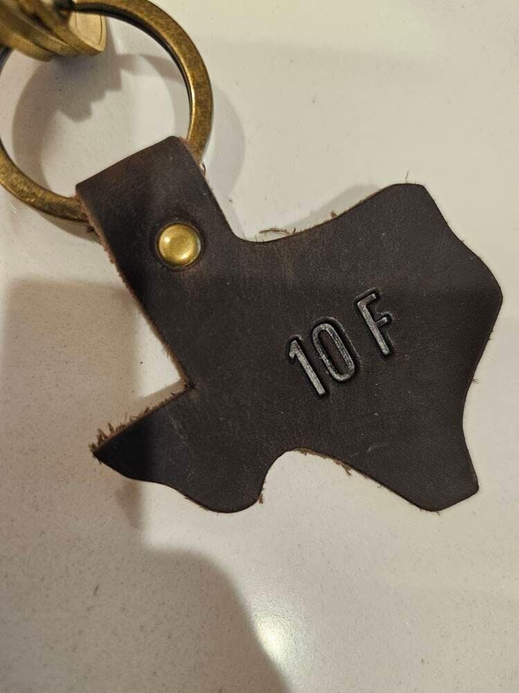 Texas Keychain | Personalized Premium Leather Keychain | Custom Key Fo