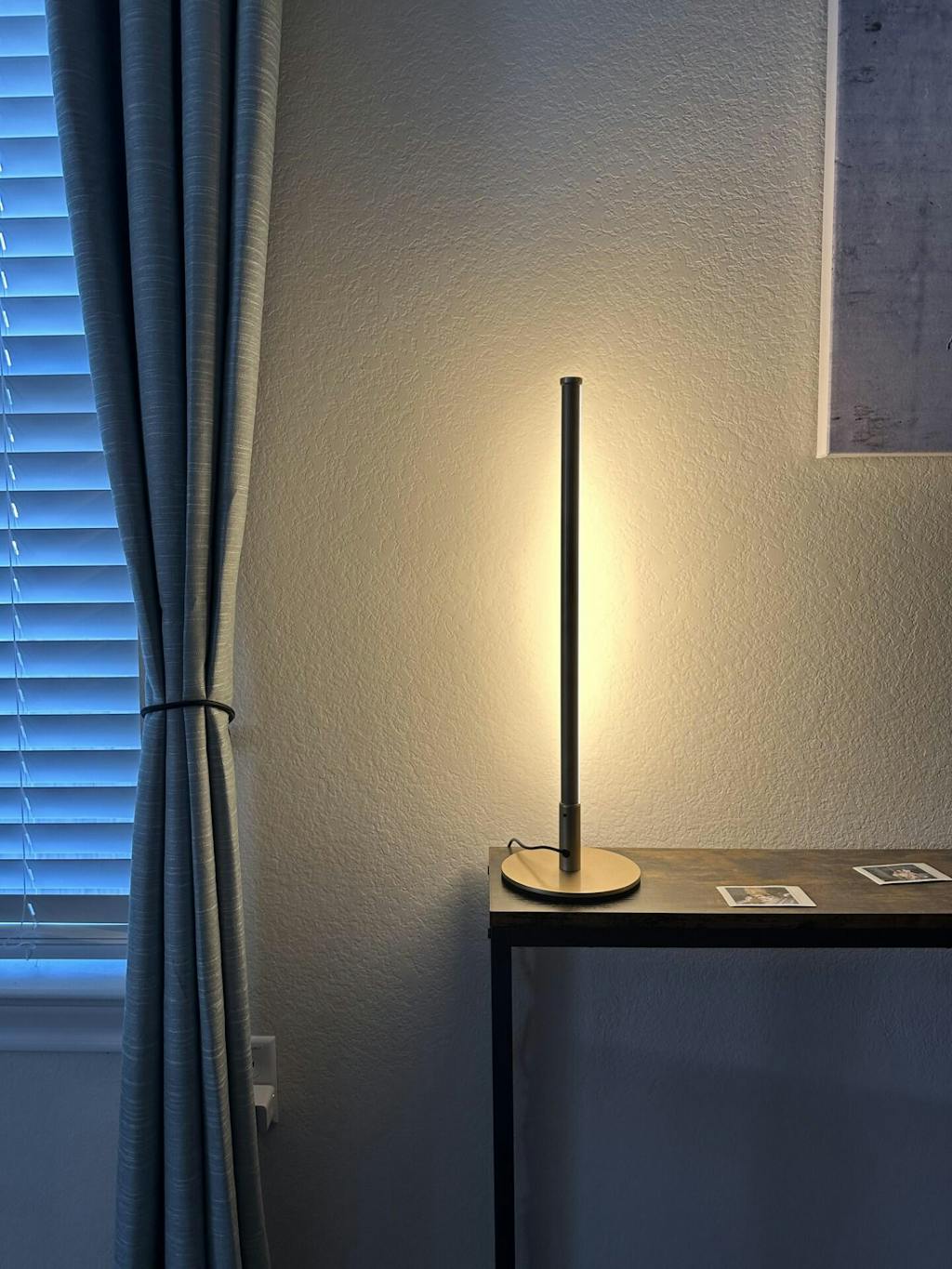 Minimalist Leger LED Table Lamp with App, Alexa & Google Home | Ozarke
