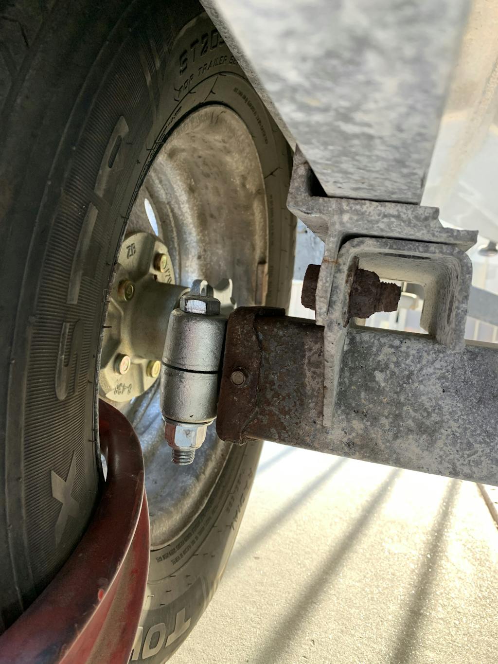 Trailer Buddy Replacement Trailing Arm w/ Vault 3,750 lb 5-Lug Hub ...