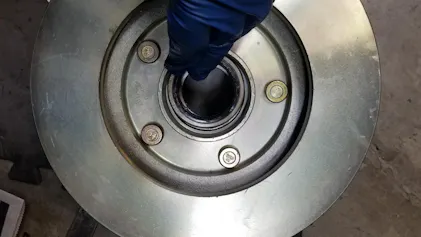 Bearing Oil Quart High-Temp Bearing Oil For Trailer Oil Bath Hubs - 1 ...