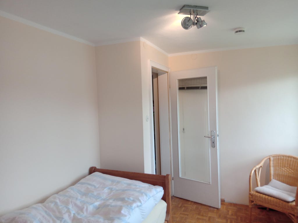 Tallow No. 203 - Farrow & Ball Paint Colour – Paint Online