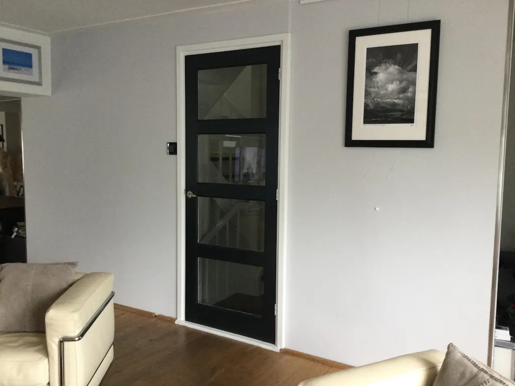 Off-Black - Farrow & Ball Paint Colour | Paint Online
