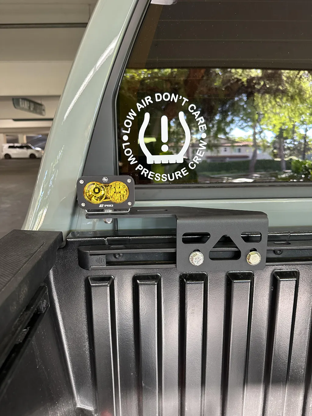 Universal Chase Light Mount (Toyota Tacoma & Tundra) – PAKRAX
