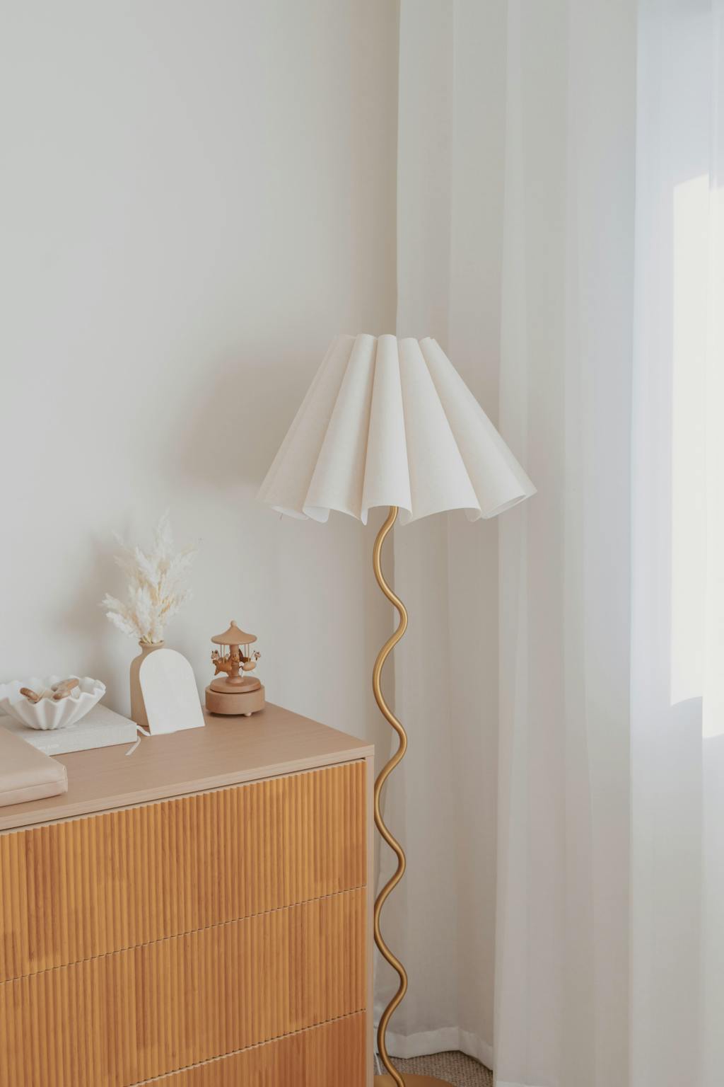 Cora Floor Lamp – Paola And Joy