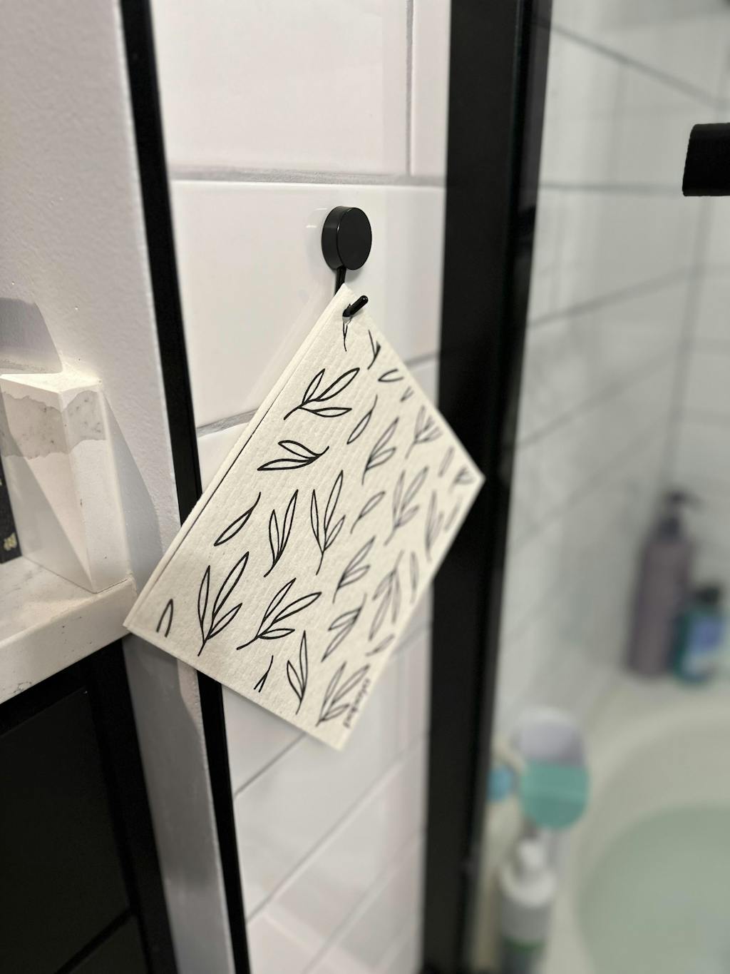 Mod Papayas | Papaya Fruit Print - Reusable Paper Towel