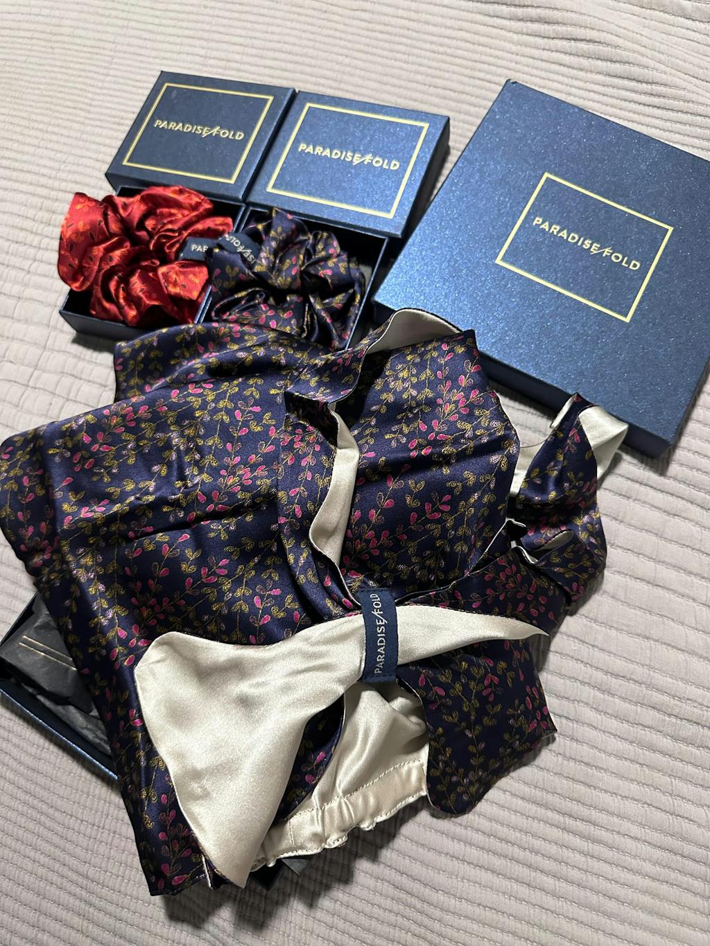 Dali Fold - Paradisefold Silk Hair Wrap - Surrealist green and Caviar ...