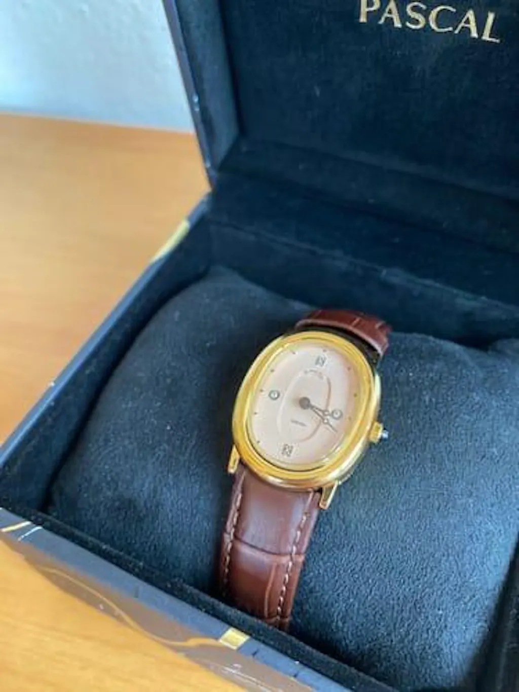 Oval Bubble Diamond Watch | PASCAL