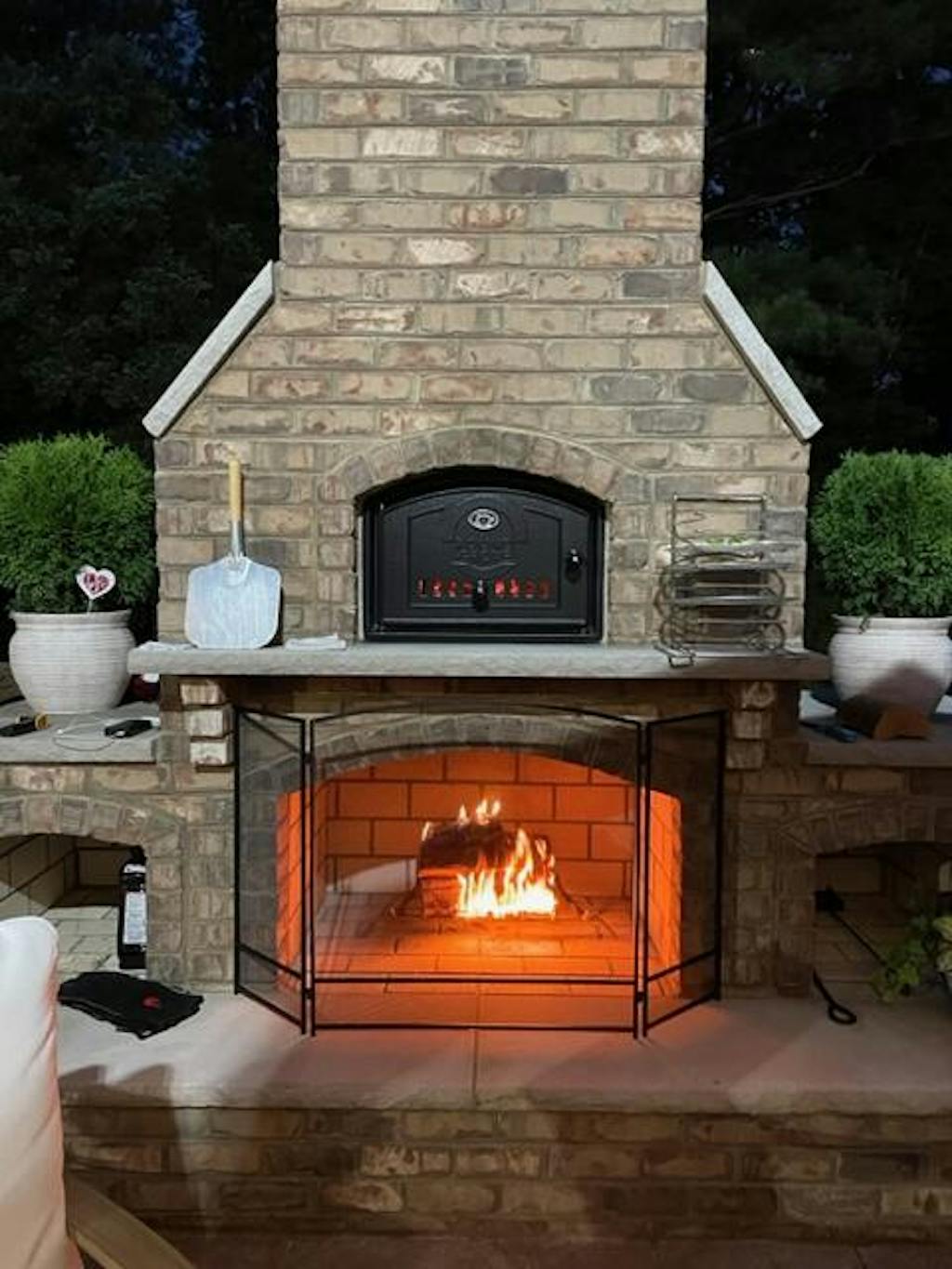 Outdoor Fireplace | Round Grove Mezzo Fireplace FP1600 - Patio & Pizza ...