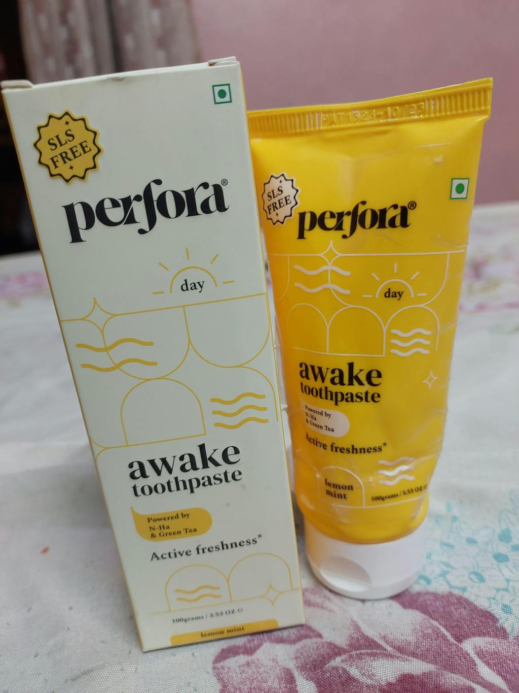 Buy Perfora's Awake Lemon Mint Toothpaste For Fresh Breath Online ...