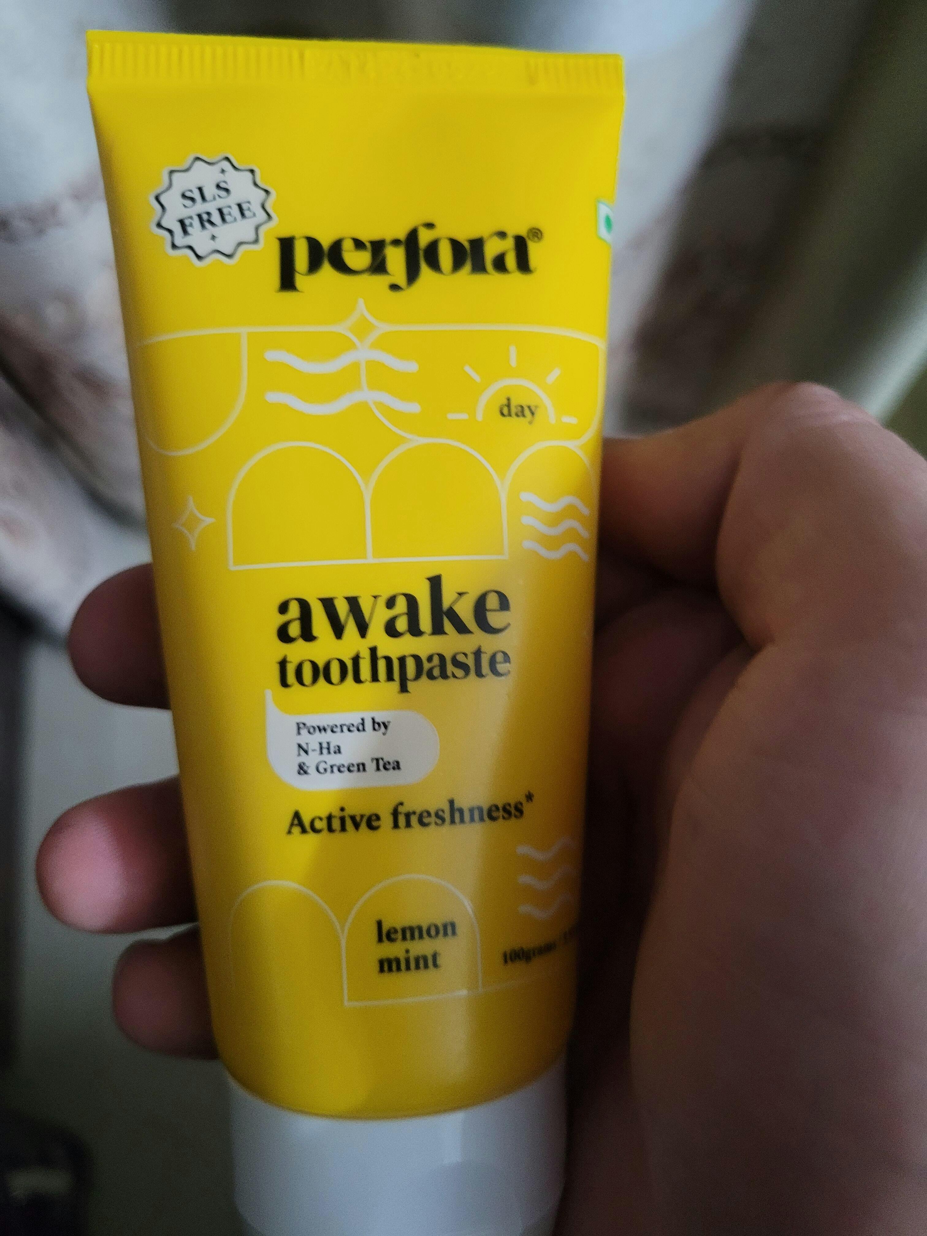 Buy Perfora's Awake Lemon Mint Toothpaste For Fresh Breath Online ...