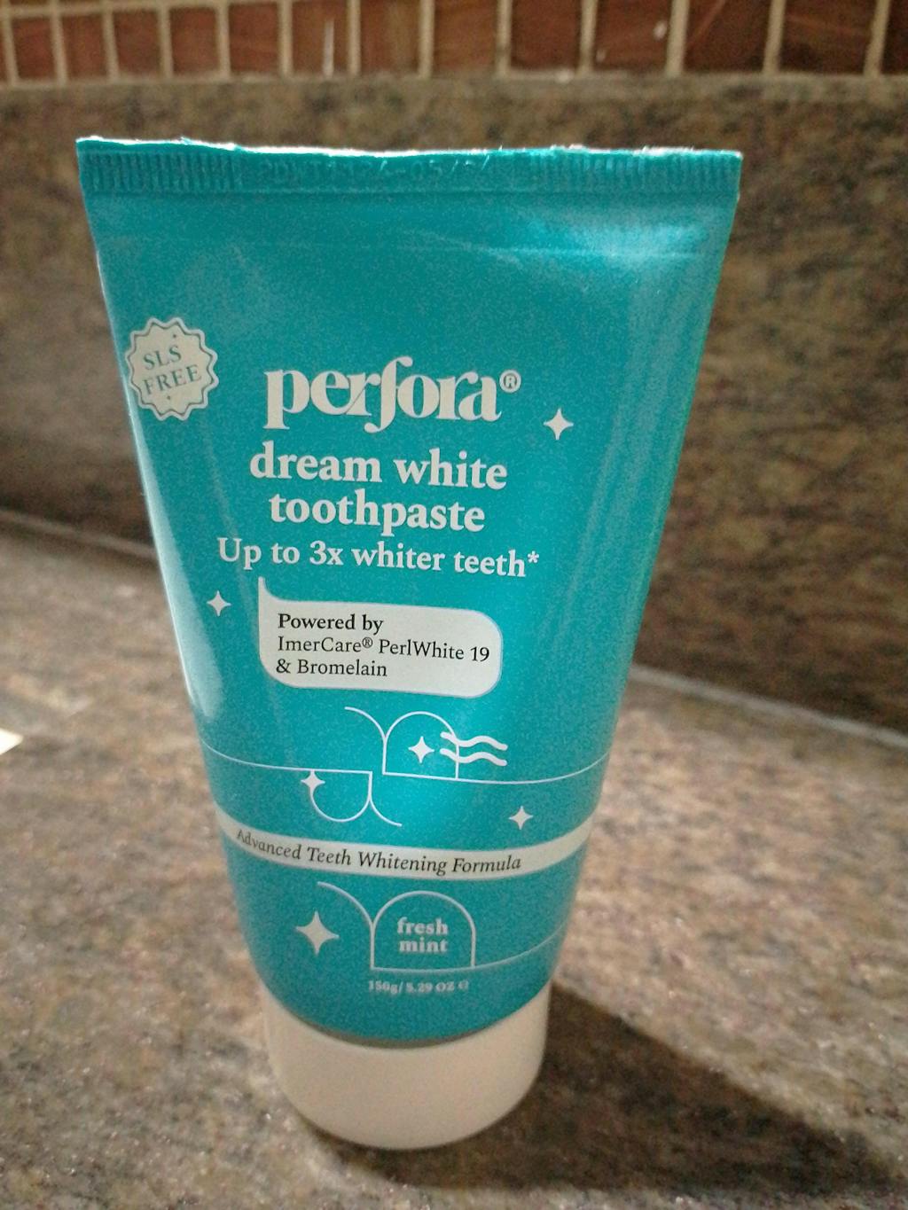 Buy Tooth Whitening Toothpaste Without SLS - Perfora Dream White Combo ...