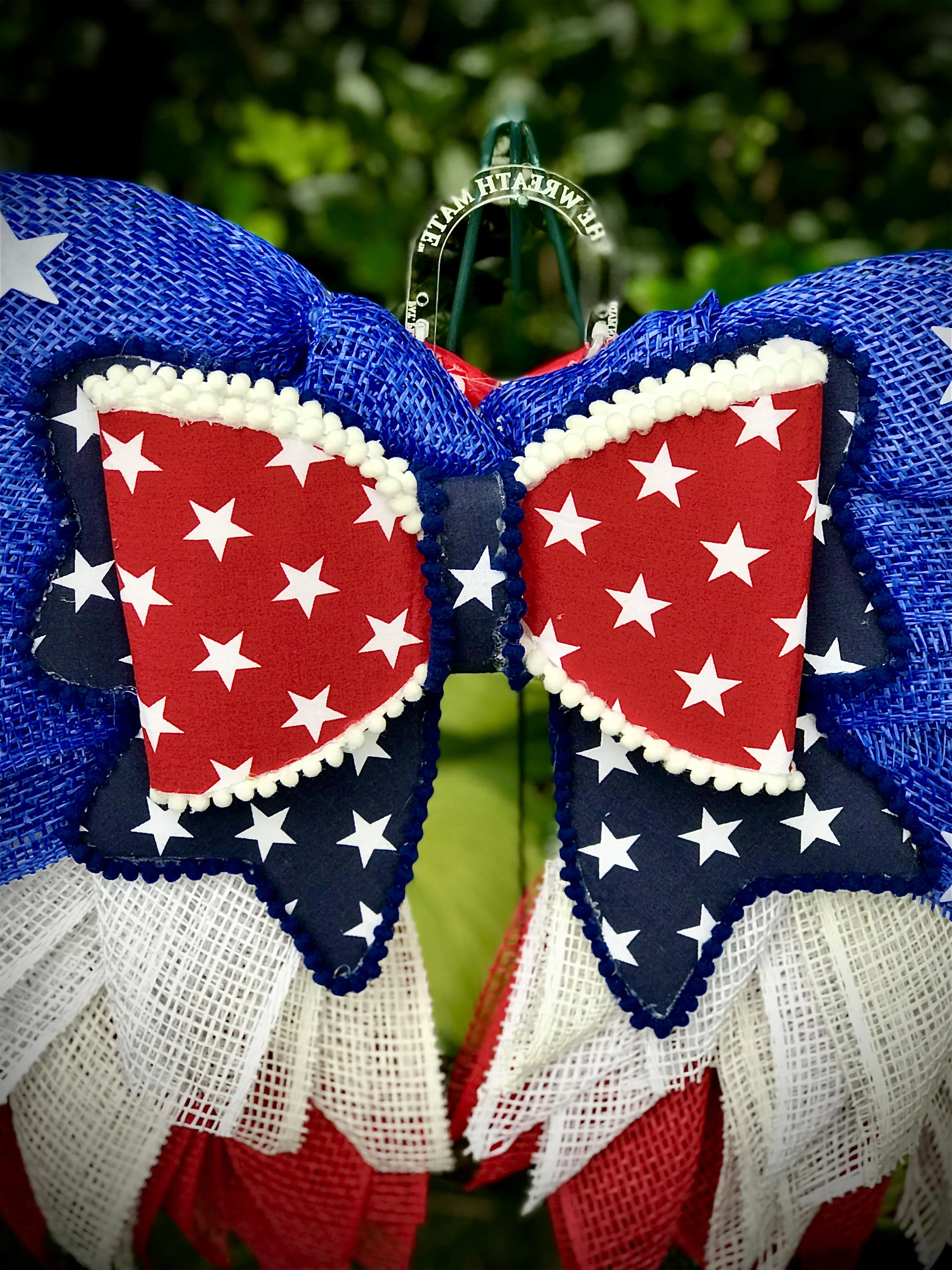 The Wreath Mate - Hanger * Available in Packs of 5, 10 and 25 ...