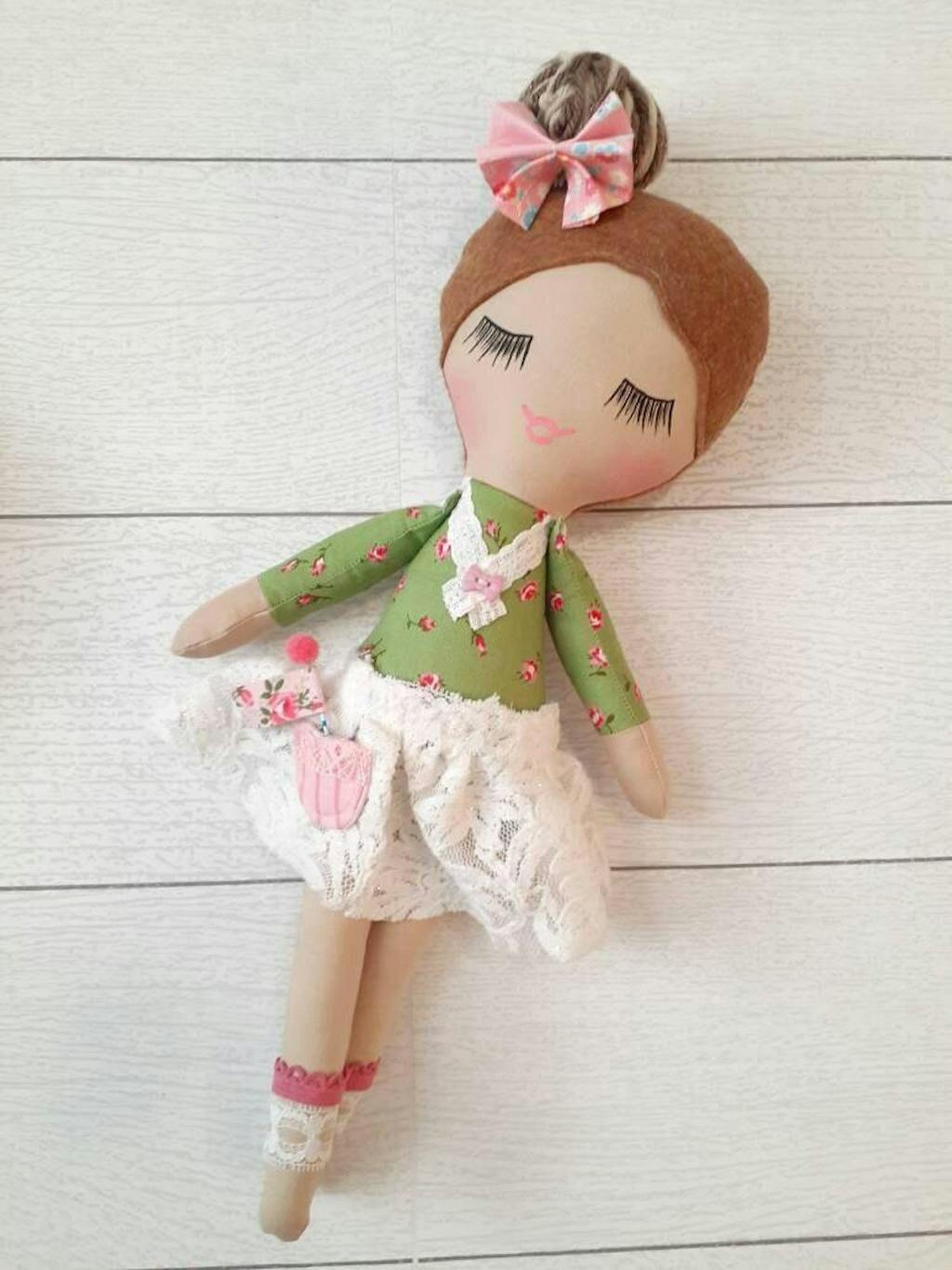 Doll Body 15 inch - PDF sewing pattern and tutorial – Petras Wonderland