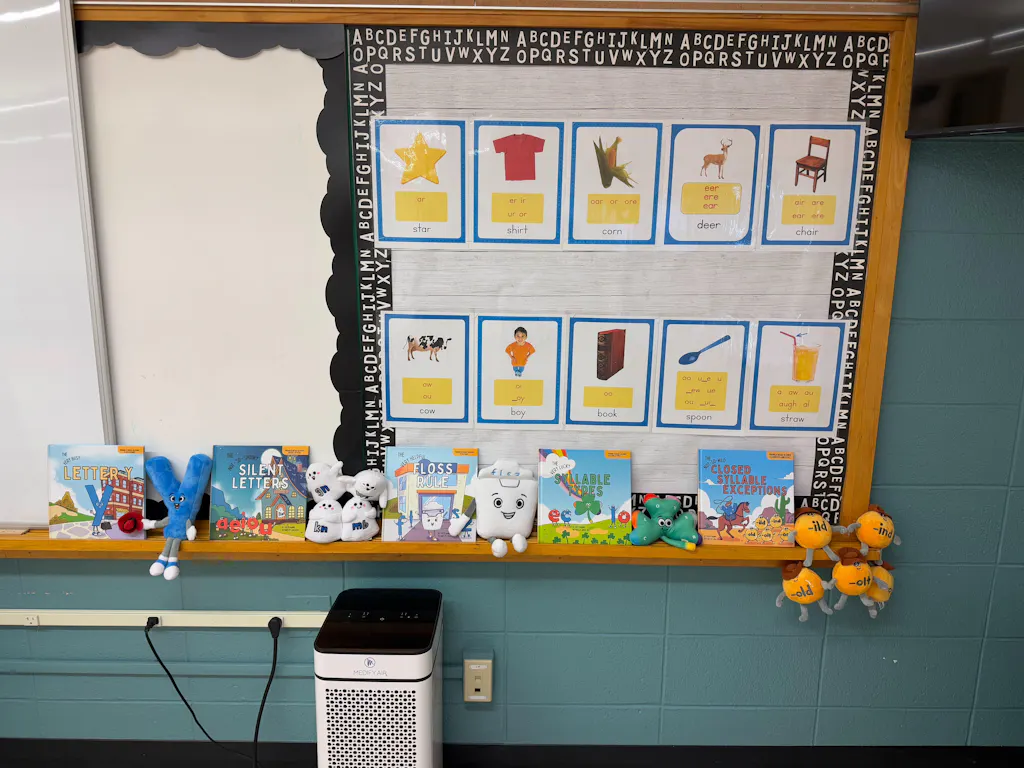 Phonics Read-Alouds Hardback Book Bundle