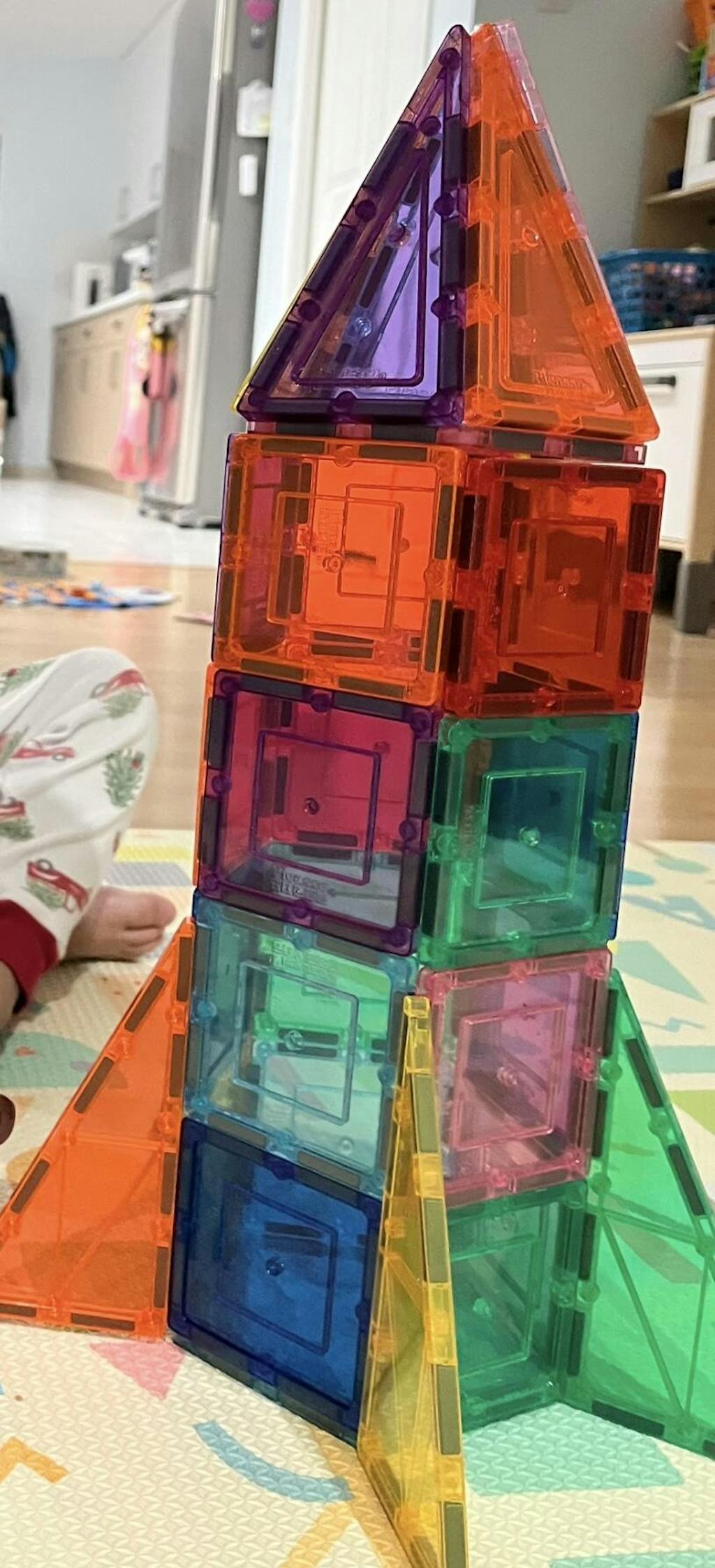 PicassoTiles Magnetic Tile Rocket Ship Toy - 32 Pieces · PicassoTiles