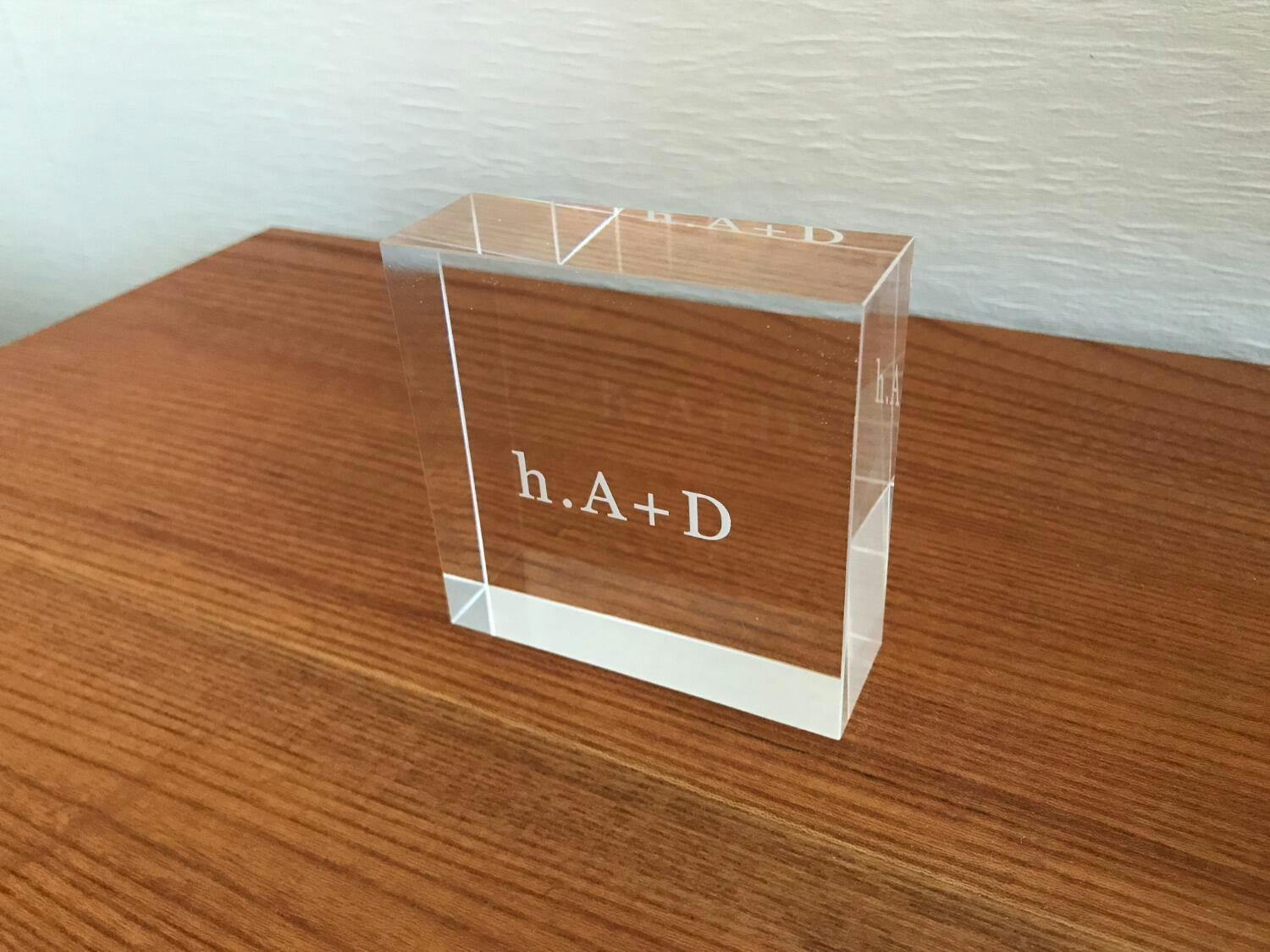 COUNTER / TABLETOP SIGN