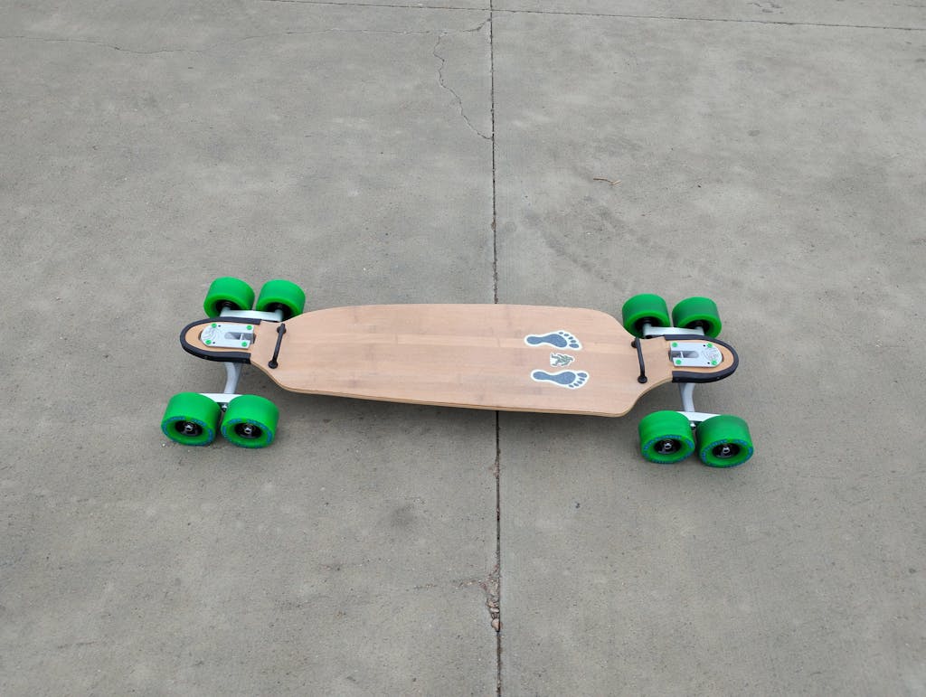 Pinalloy GoGreen Tandem Axle Double Skateboard Wheeled Kit Set