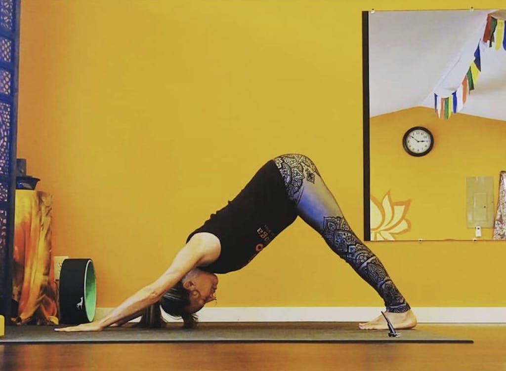 Nightfall Nirvana Lucy Grey Geometric Boho Leggings Yoga Pants - Women ...