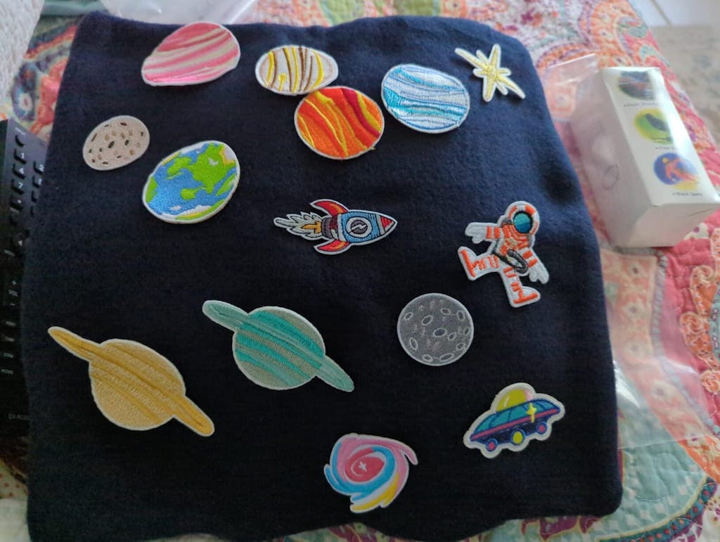 Space Pillow Kit – Pinwheel Crafts