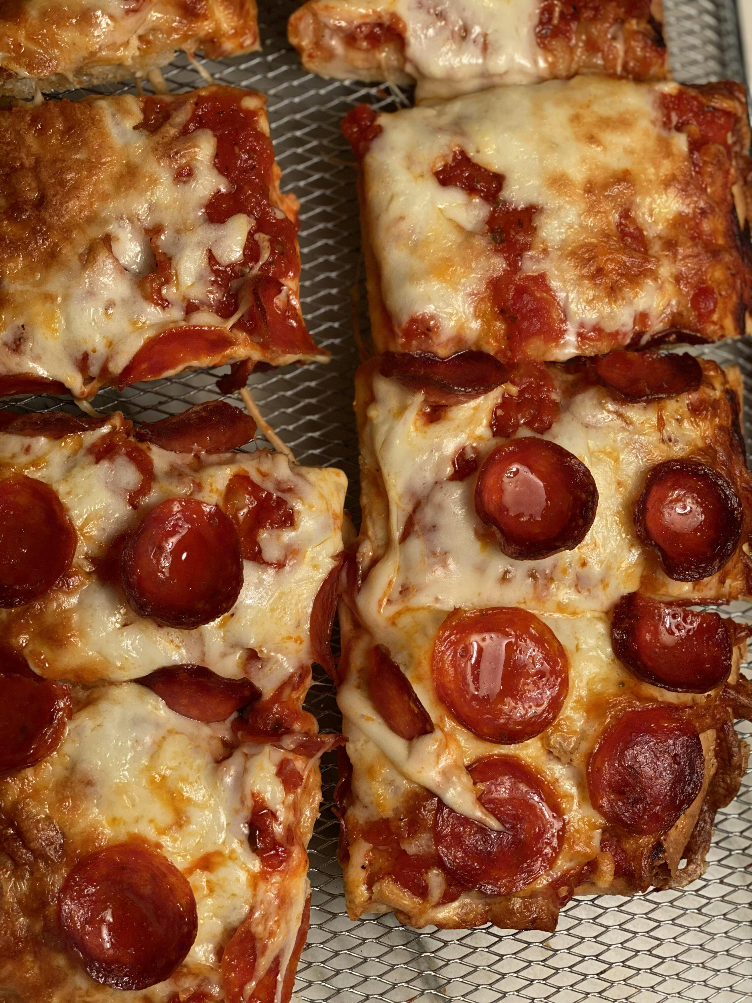 Five Pack Pizza Freak Co. Three Cheese Frozen Artisan Pizza- $150 incl