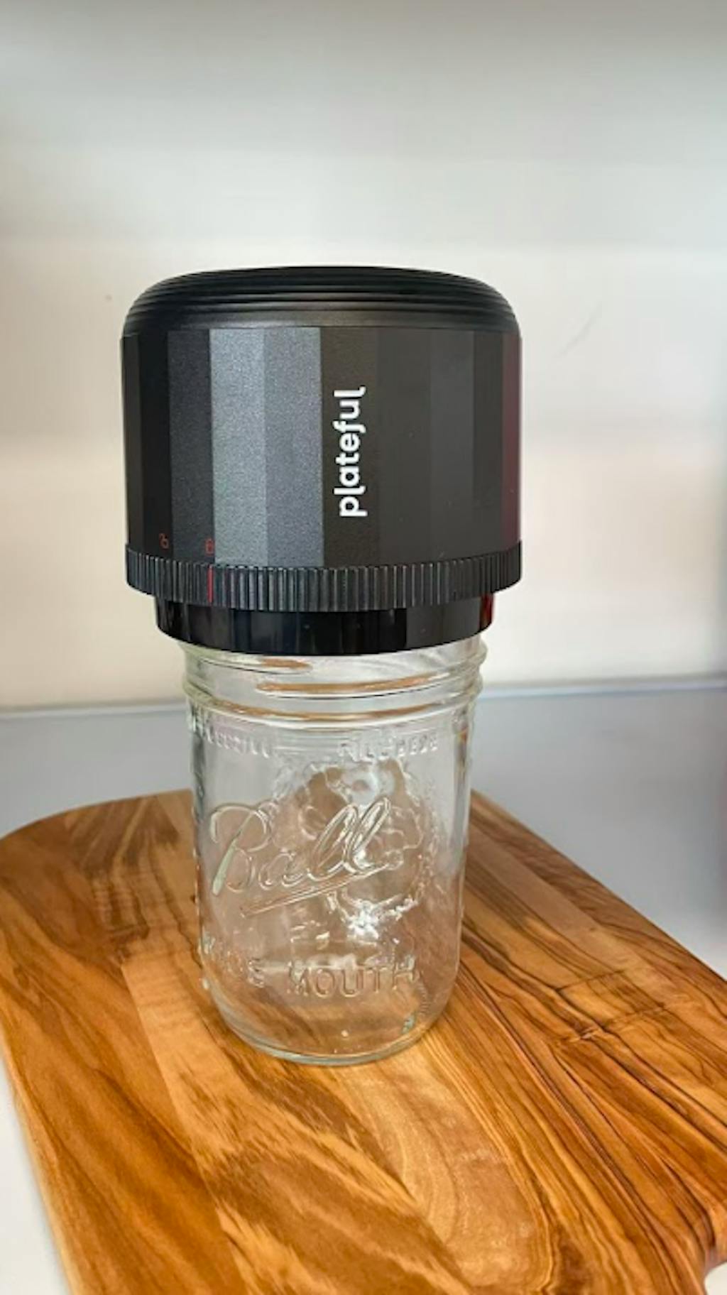 VacuFresh™ Mason Jar Vacuum Sealer | Food Vacuum Sealer - Plateful