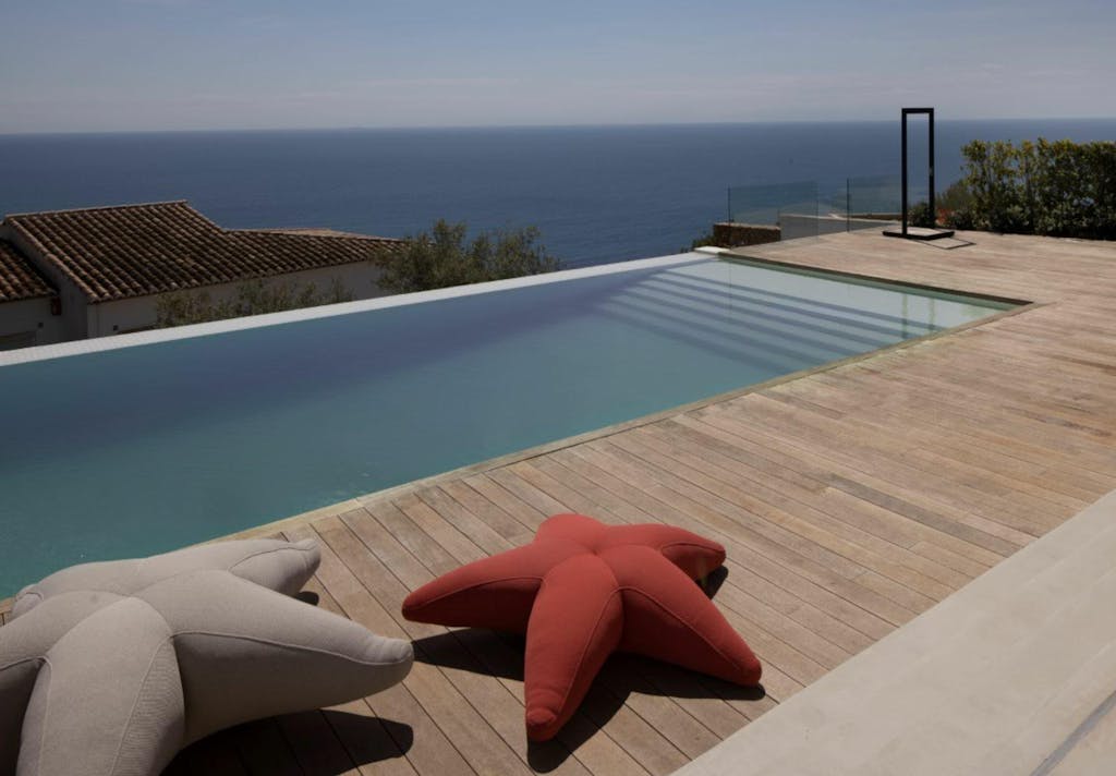 Cool Design Pool Float Starfish XL Available in 6 Colours by OGO ...