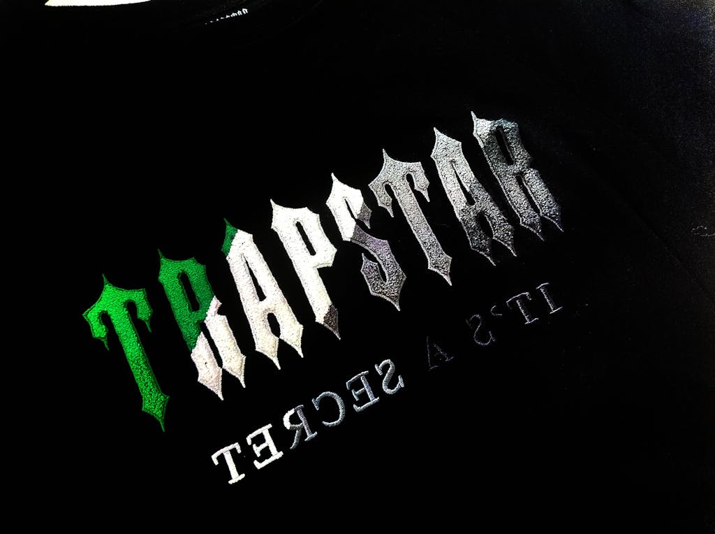 Shop Trapstar Short Set Green Black | Plugstationuk