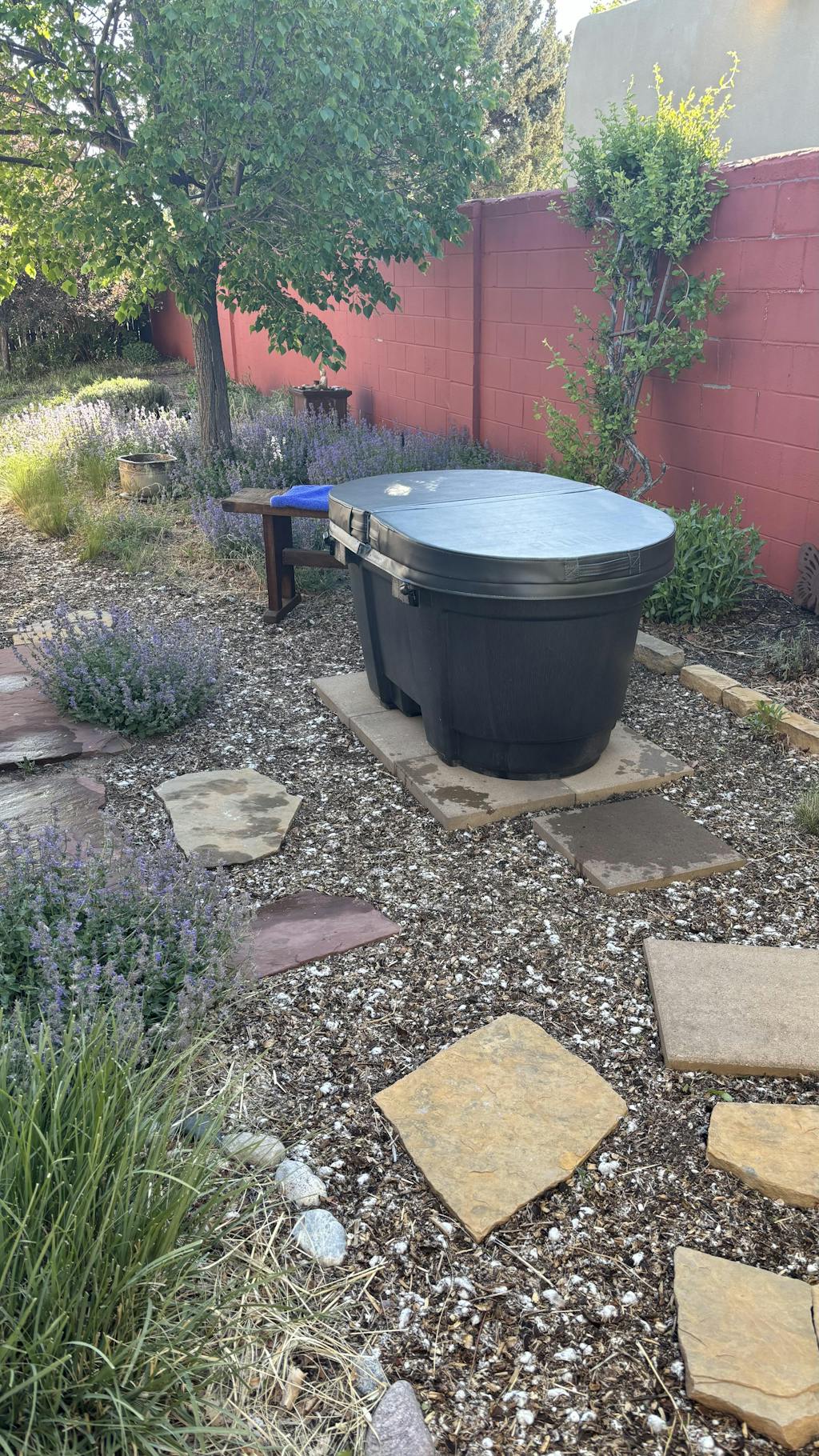 Plunge Crafters Insulated Stock Tank Cover - 100 Gallon - Black