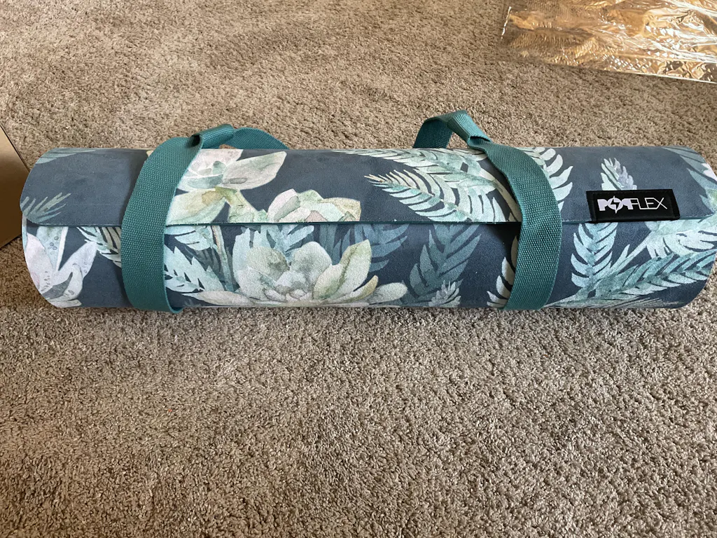 Vegan Suede Yoga Mat - Heart in the Clouds – POPFLEX®