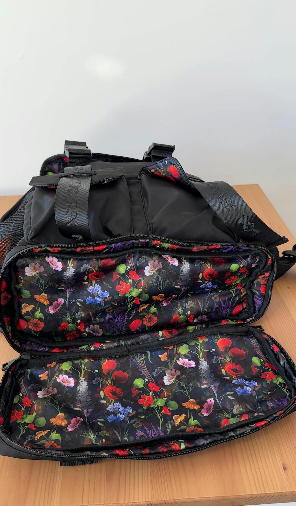 Athena Backpack - Black – POPFLEX®