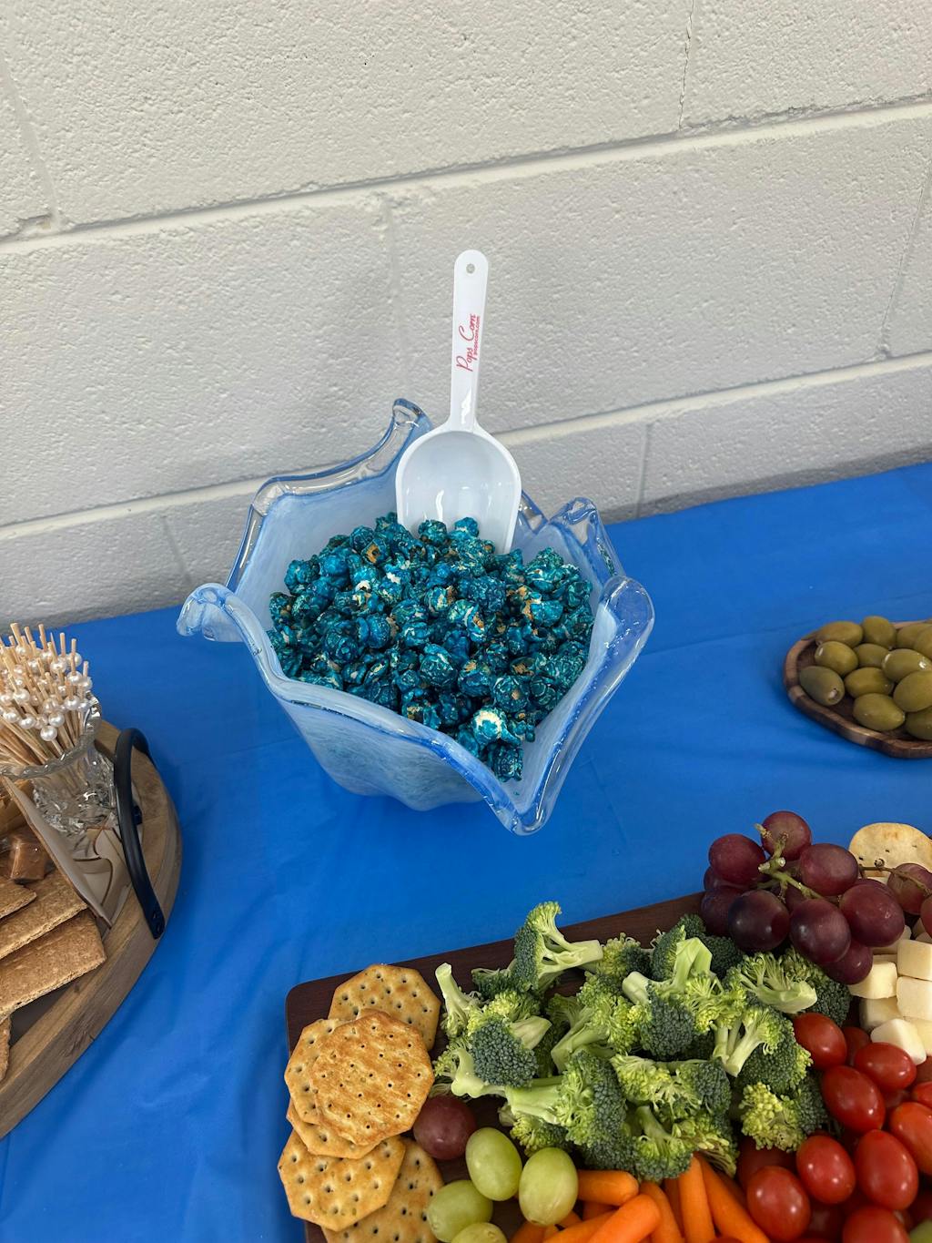 Blue Caramel and Blueberry Flavored Popcorn Party 5lb Bag | Pops Corn